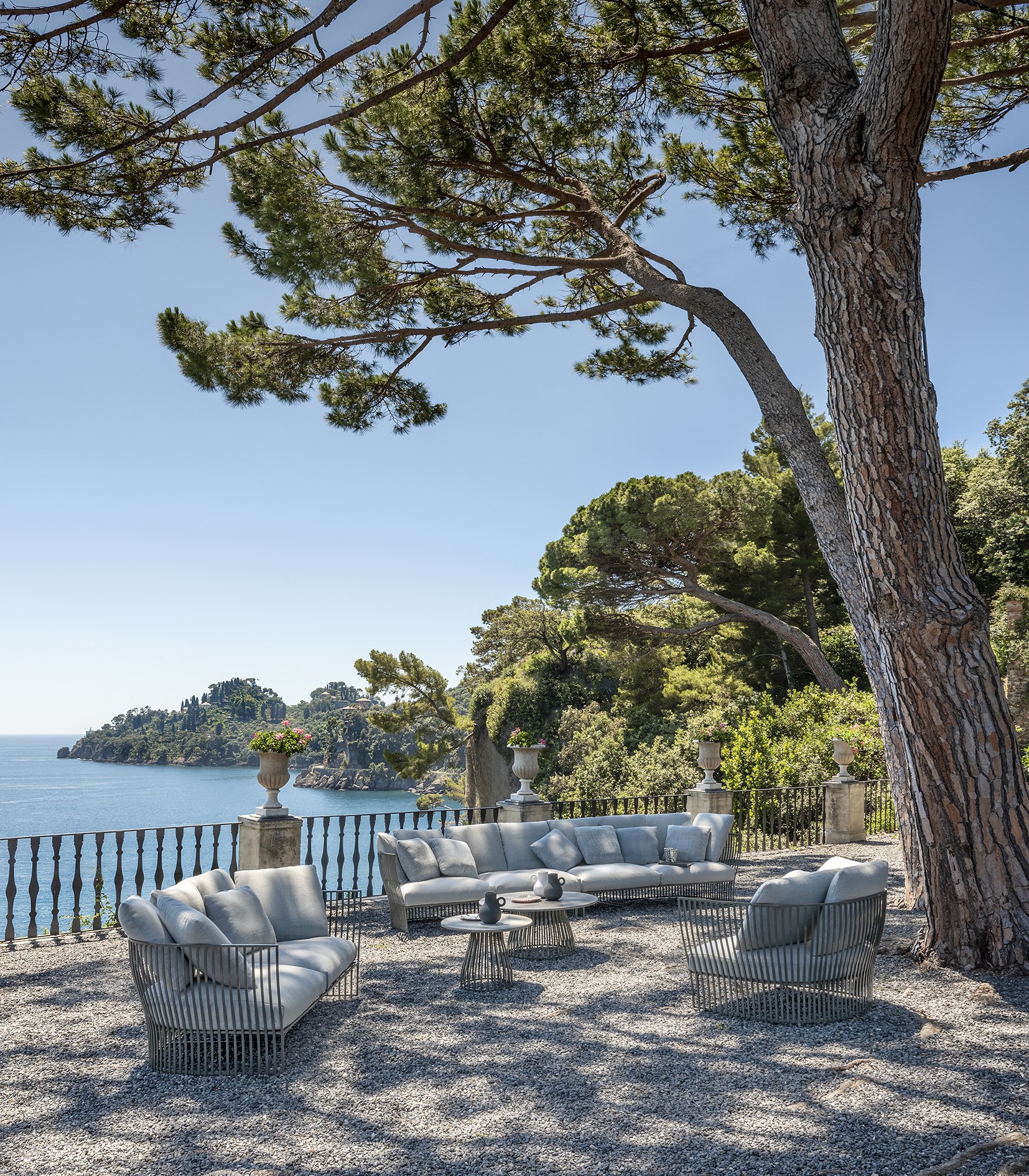VENEXIA | Coffee table Venexia Collection By Ethimo design Luca Nichetto