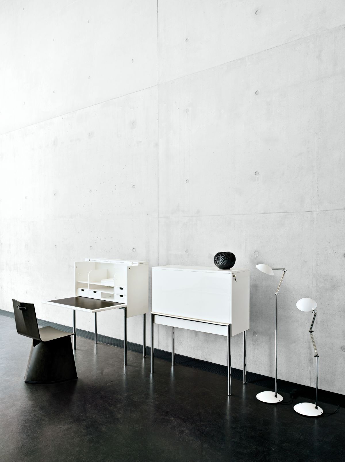 VENUS Chair By ClassiCon | design Konstantin Grcic