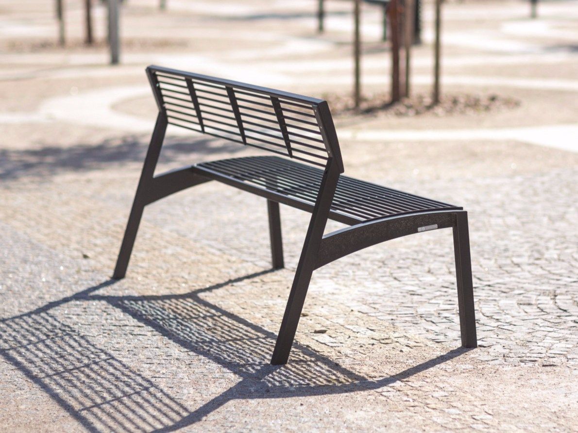 VERA | Galvanized steel Bench By mmcité1 design David Karásek, Radek Hegmon