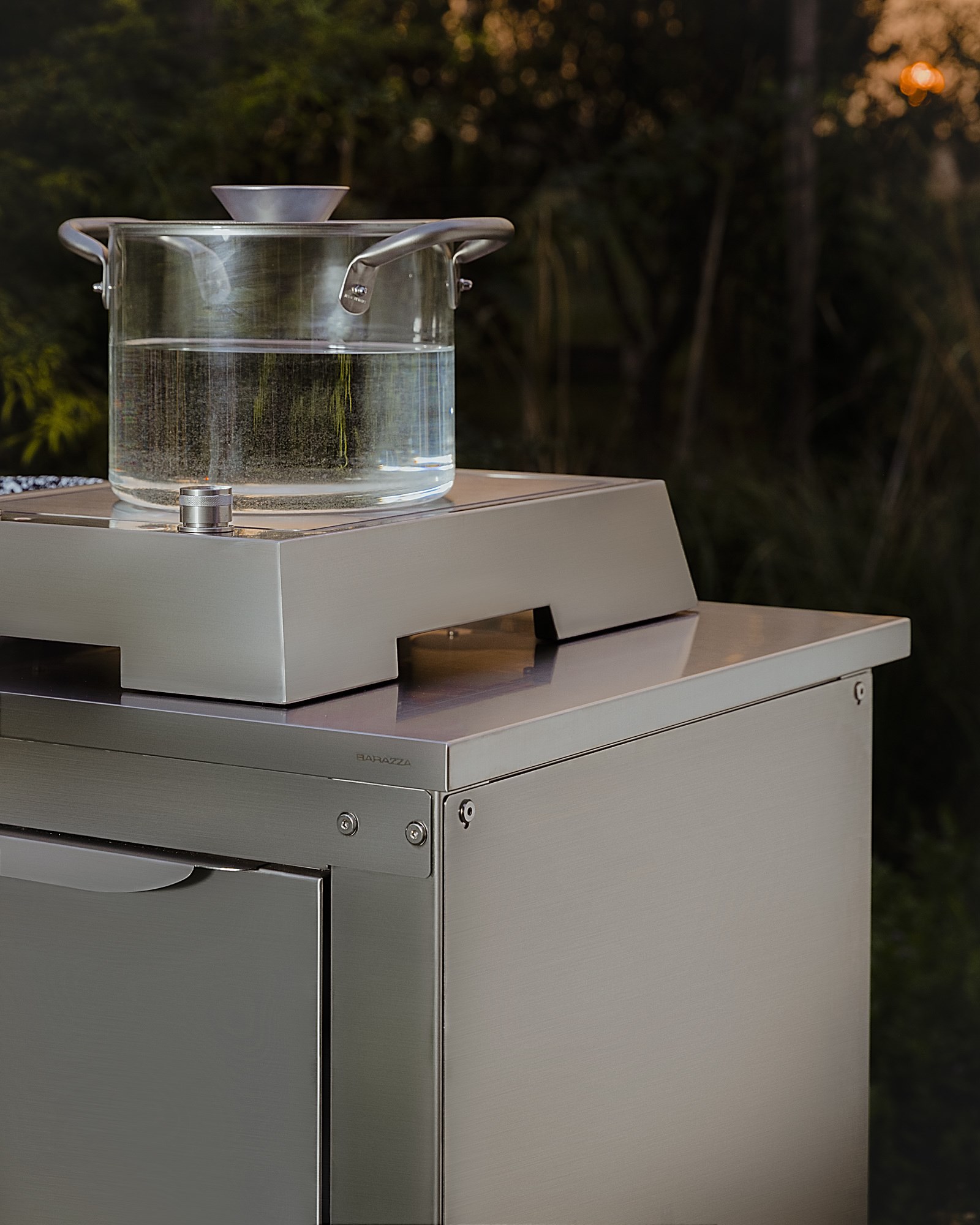 VERY SIMPLE OUTDOOR KITCHEN Cucina da esterno By VERY SIMPLE KITCHEN.