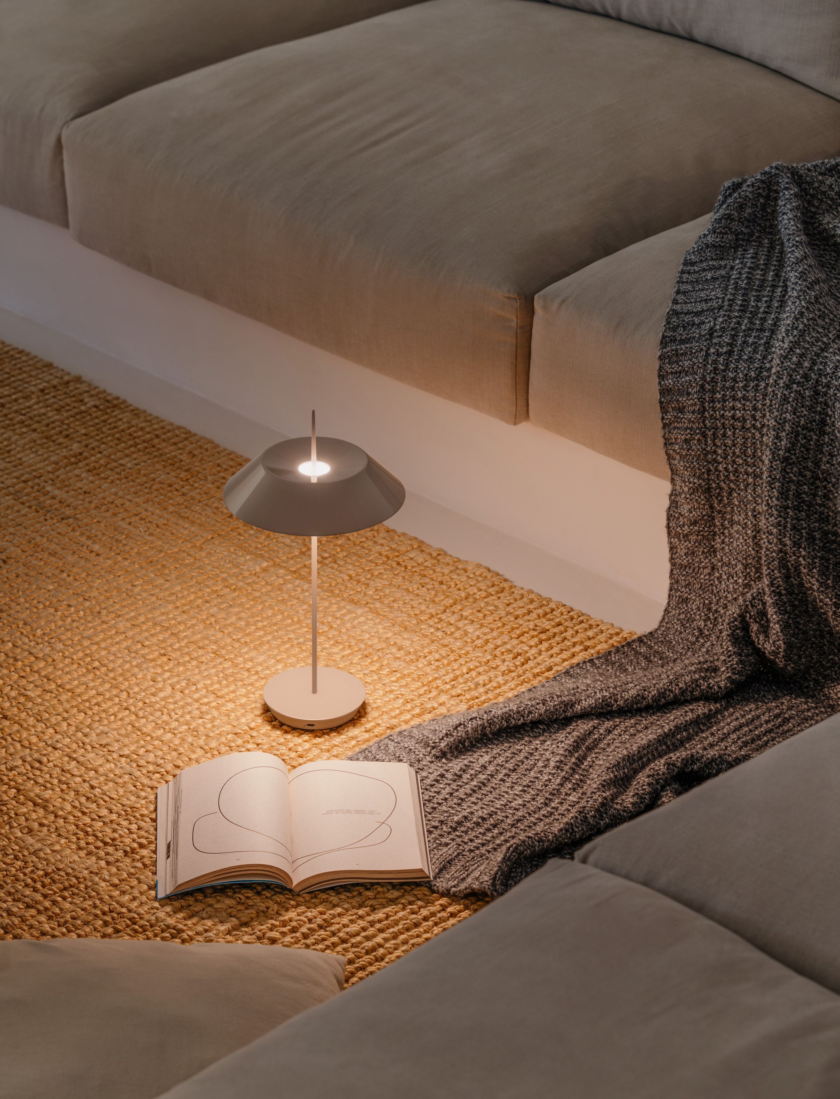 VIBIA-MAYFAIR-MINI-GREEN-In-Stock-591363-rel68423208.jpg (3386×4430)-花瓣网