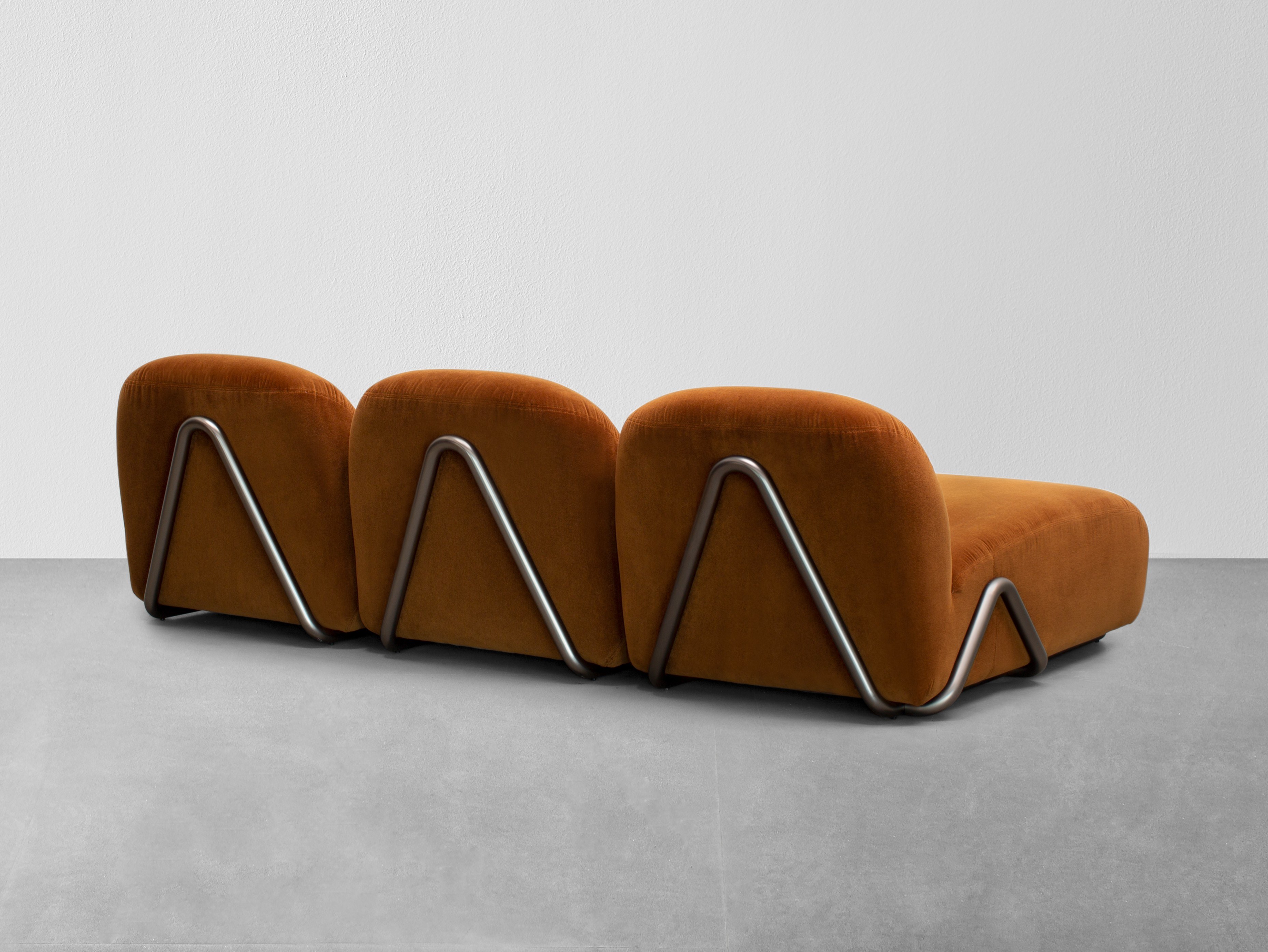 VICTORIA | Sofa with chaise longue By Tacchini design david/nicolas