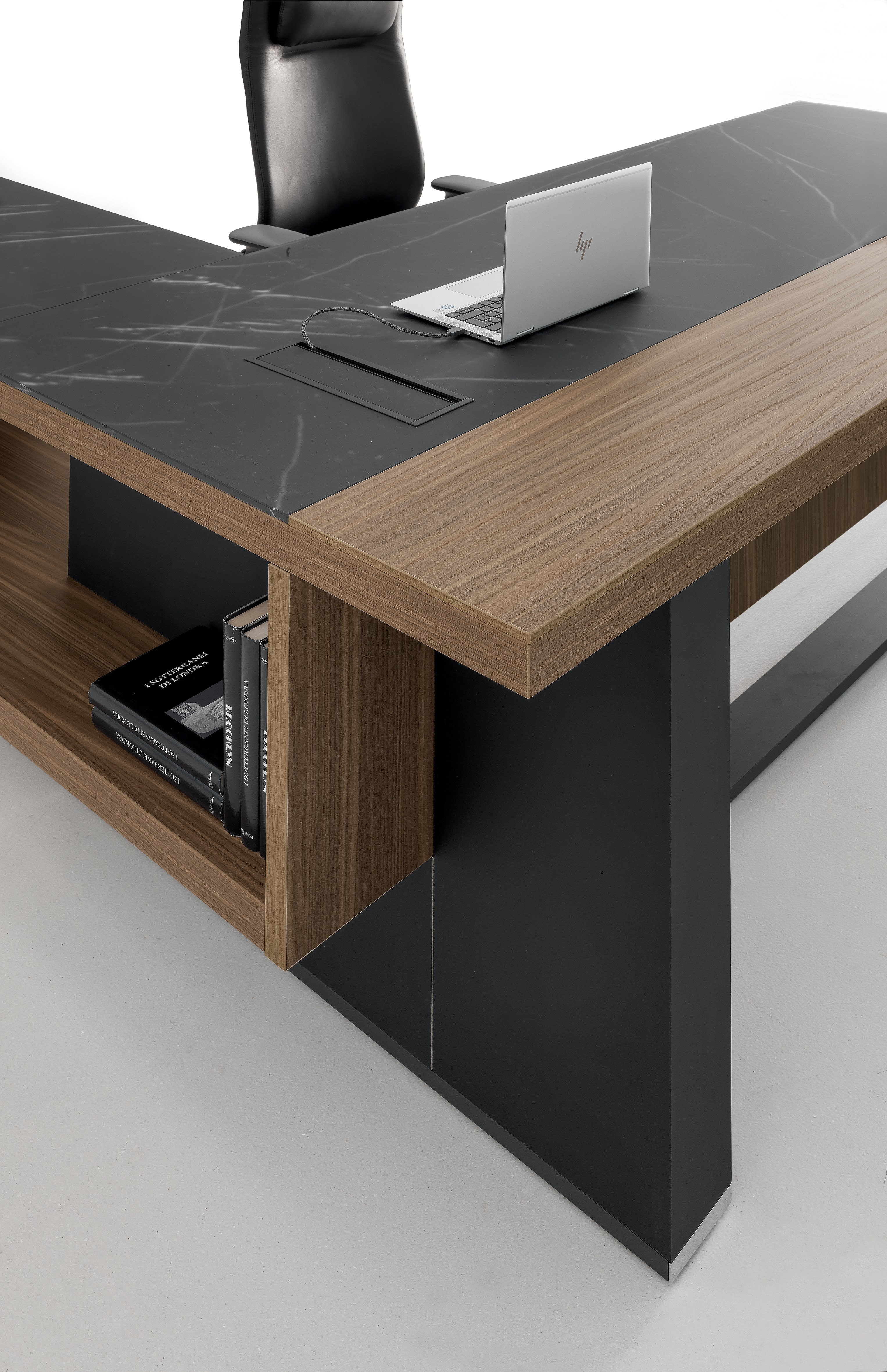 VIGO L-shaped sectional melamine office desk By DVO | design Baldanzi ...