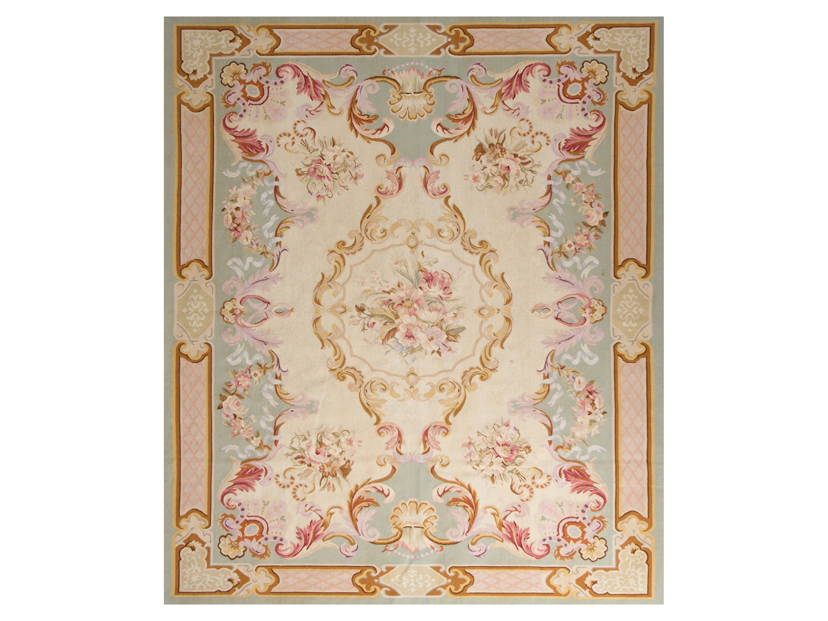 Rectangular custom wool rug VILLENEUVE By Edition Bougainville