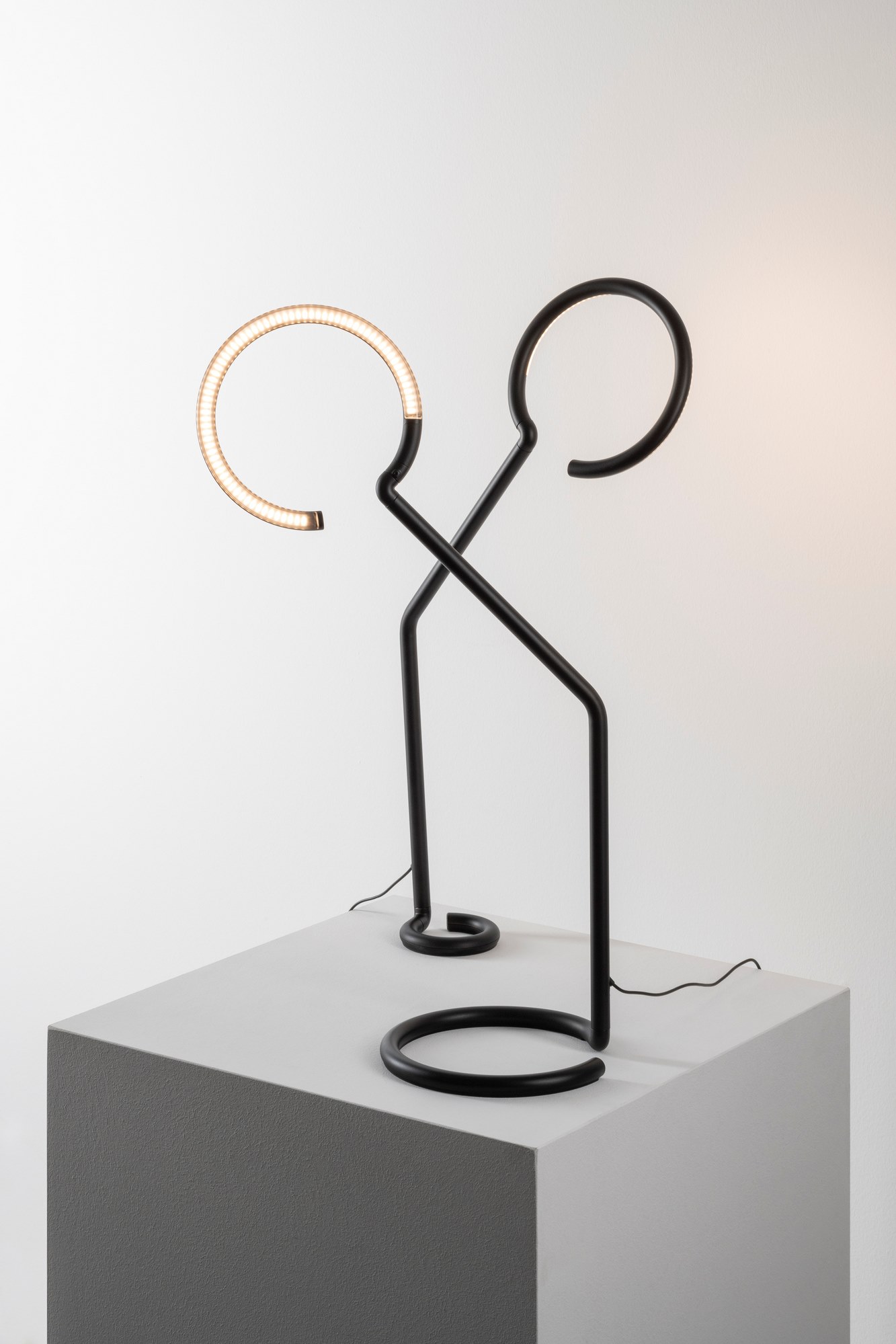 VINE LIGHT | Table lamp Vine Light Collection By Artemide design BIG ...
