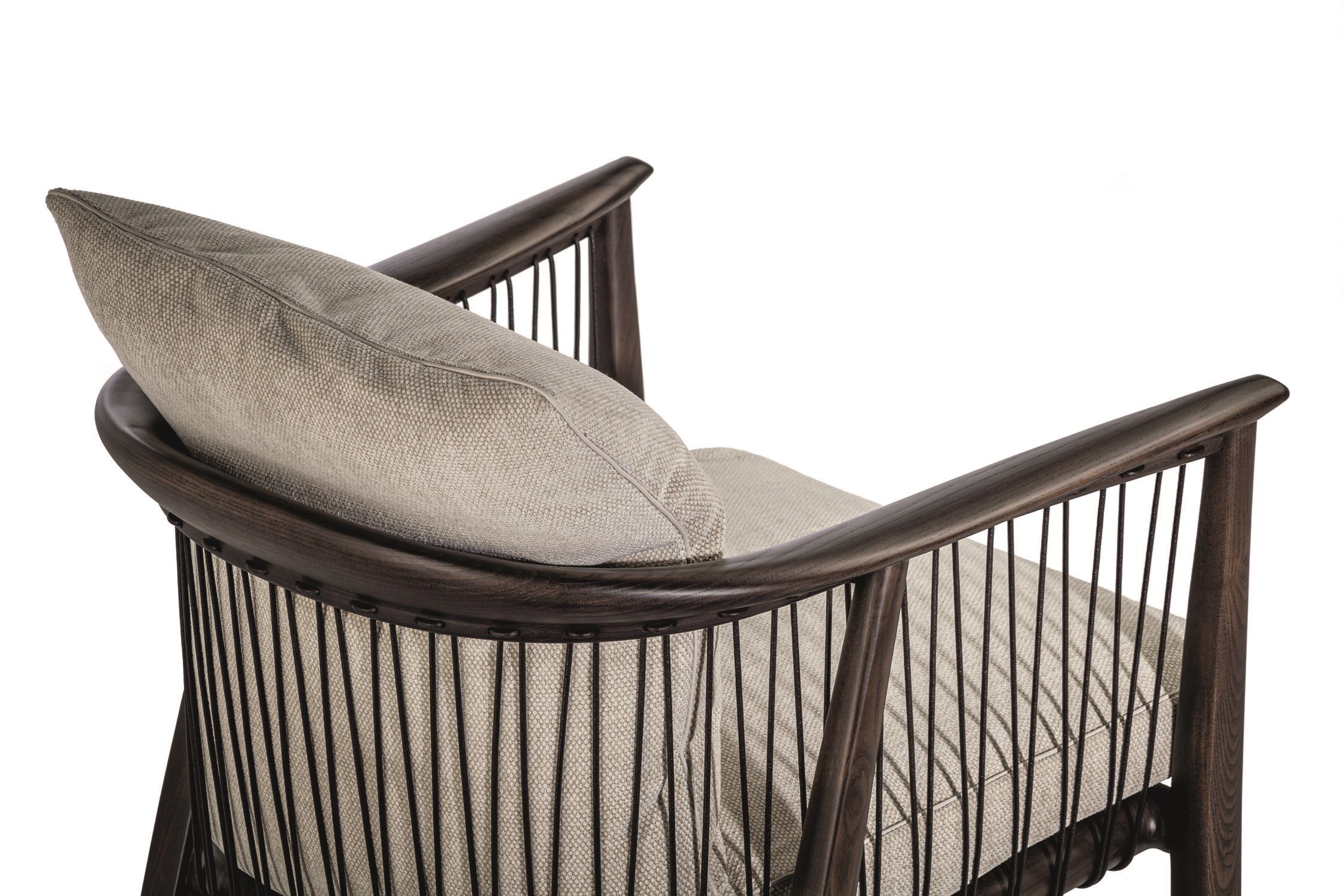 VIOLA Fabric easy chair with armrests By Poltrona Frau | design AB Concept