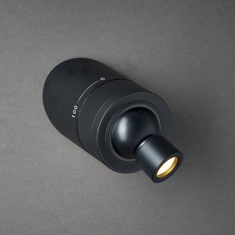 VISION 20/20 LED wall-mounted spotlight By DCWéditions