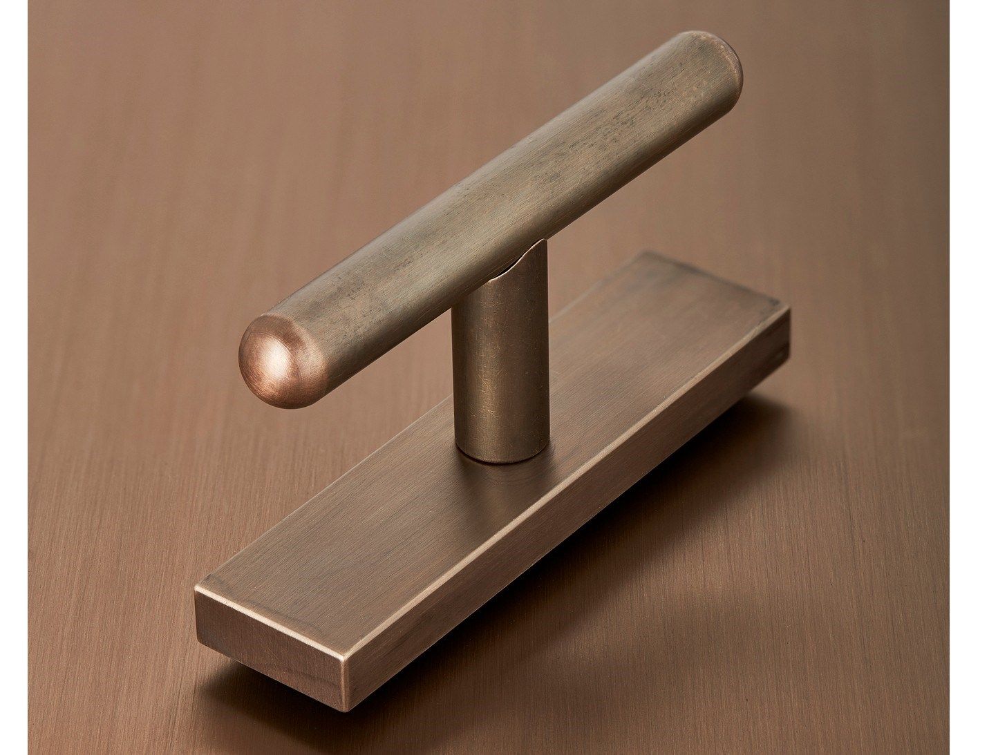 VITRUVIO TONDA Brass door handle / window handle By SECCO SISTEMI