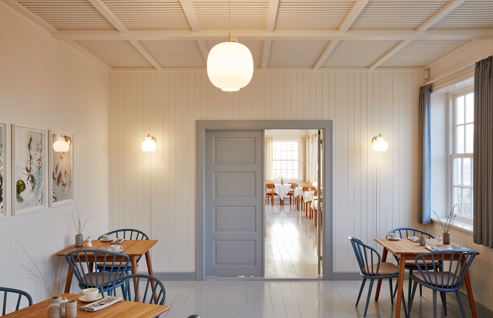 VL RING CROWN | Wall light By Louis Poulsen design Vilhelm Lauritzen