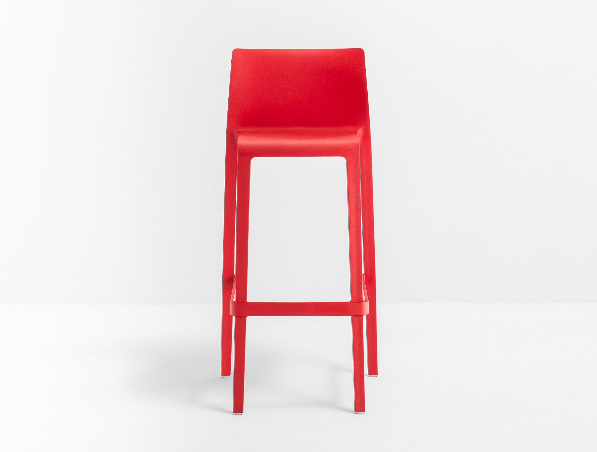 VOLT 678 Polypropylene stool By Pedrali