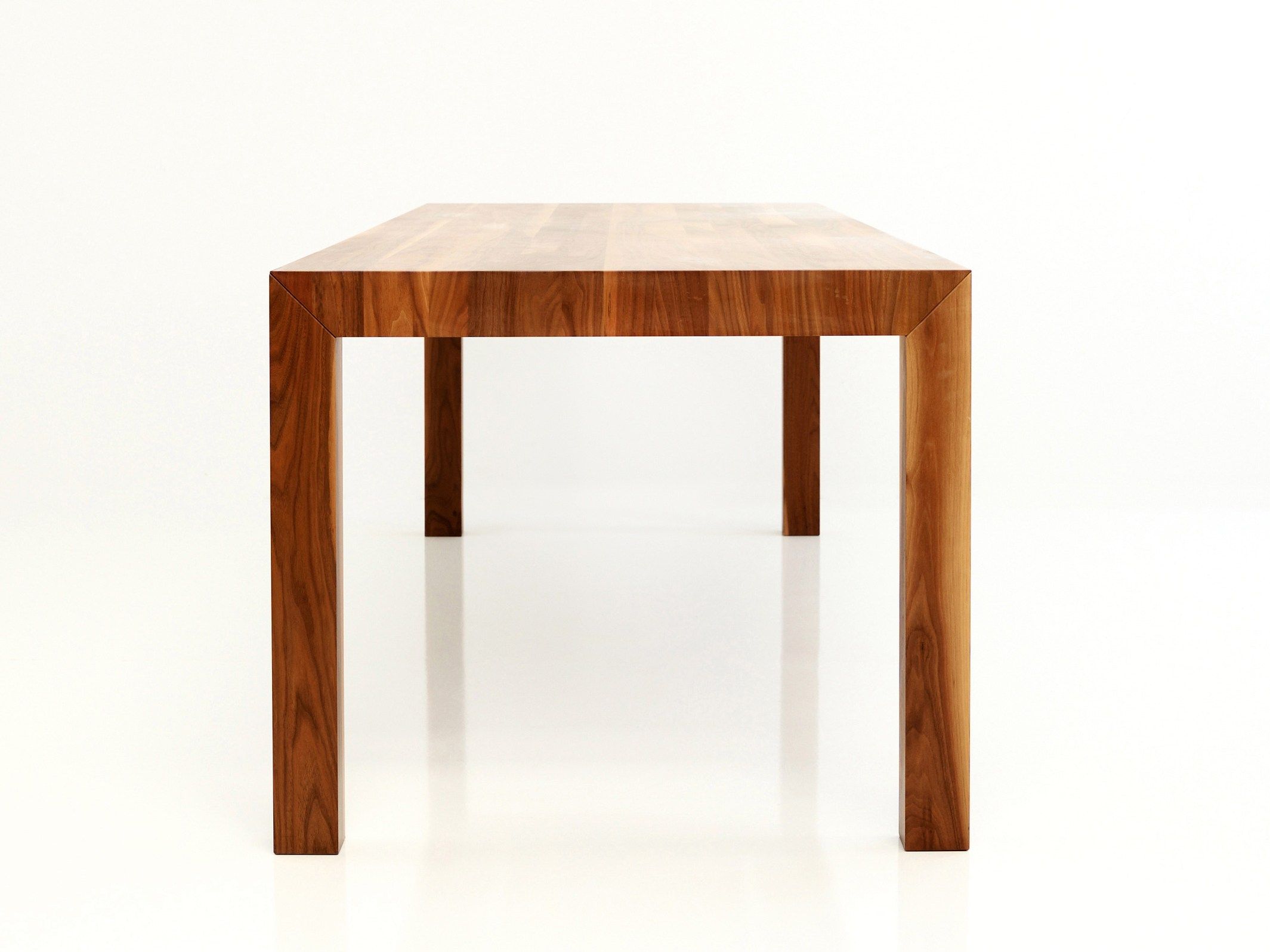 VOLTA | Dining table By more design Bernhard Müller