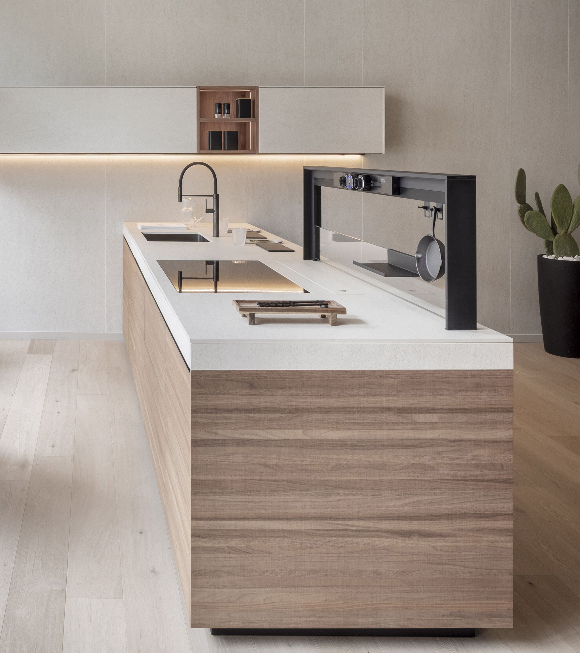 GENIUS LOCI BLACK TACTILE WALNUT AND MDi ATALAIA 炉灶 By Valcucine ...