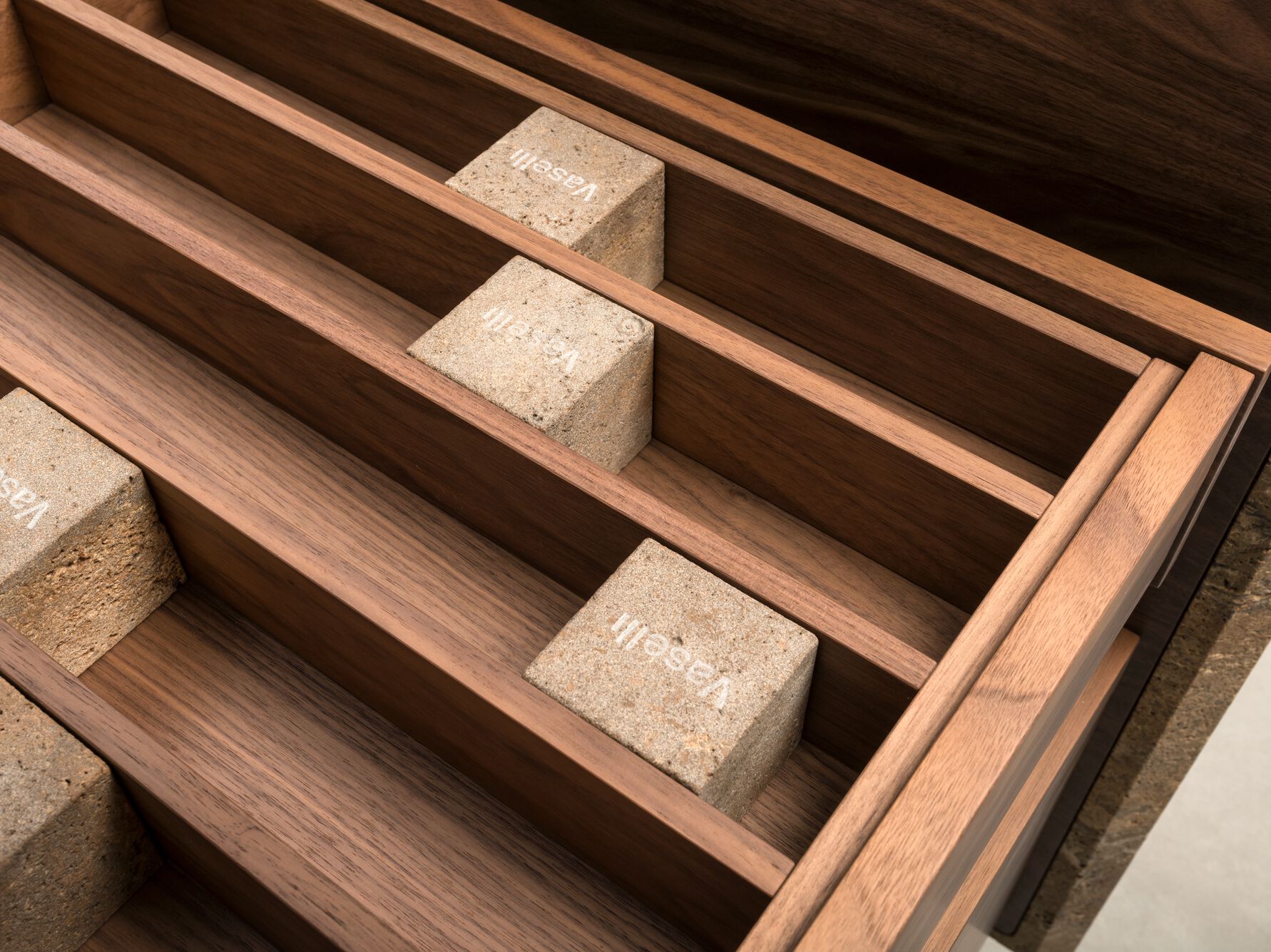 OCO NOCE Custom stone kitchen island By Vaselli