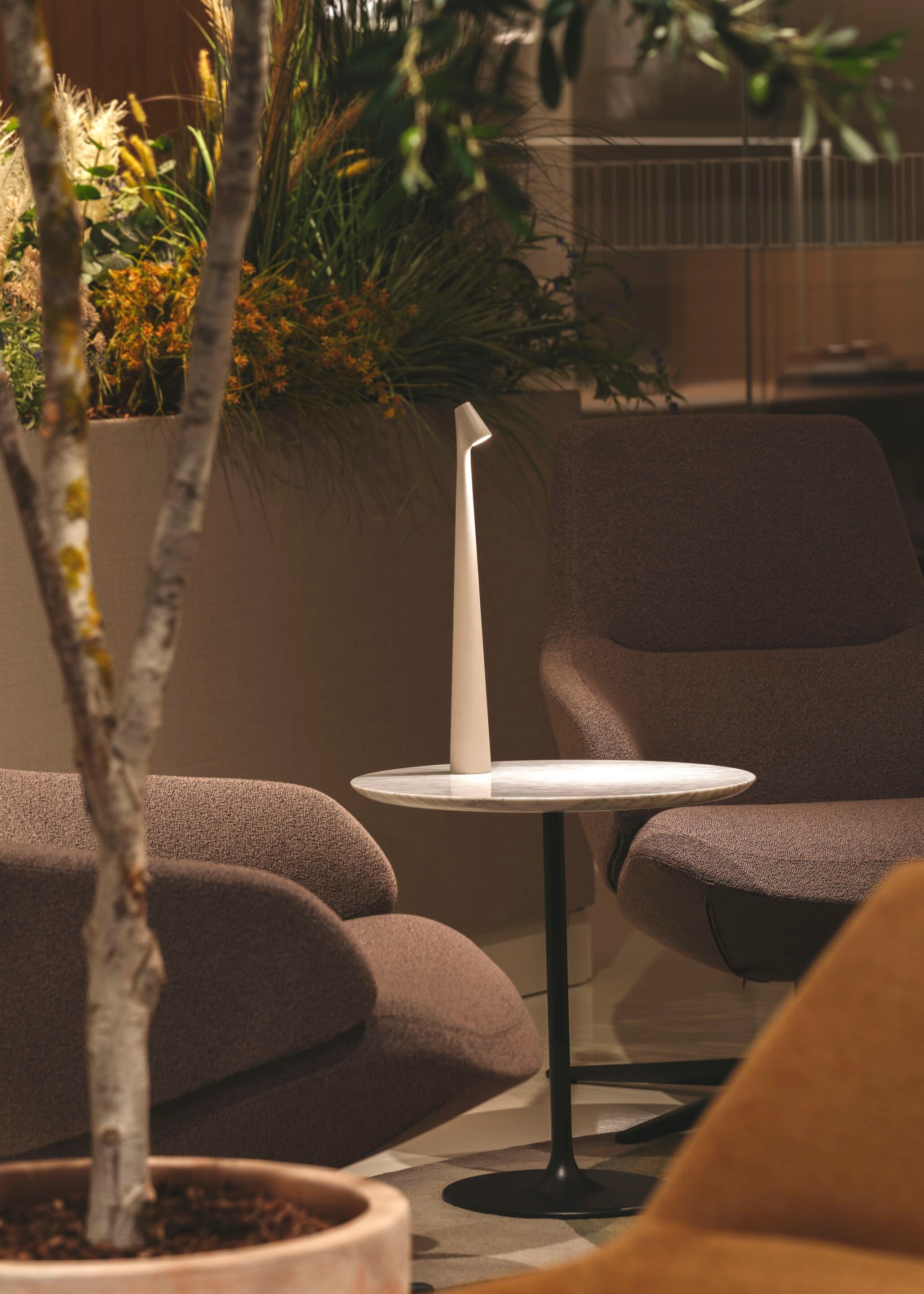 AFRICA Table lamp By Vibia | design Francisco Gomez Paz