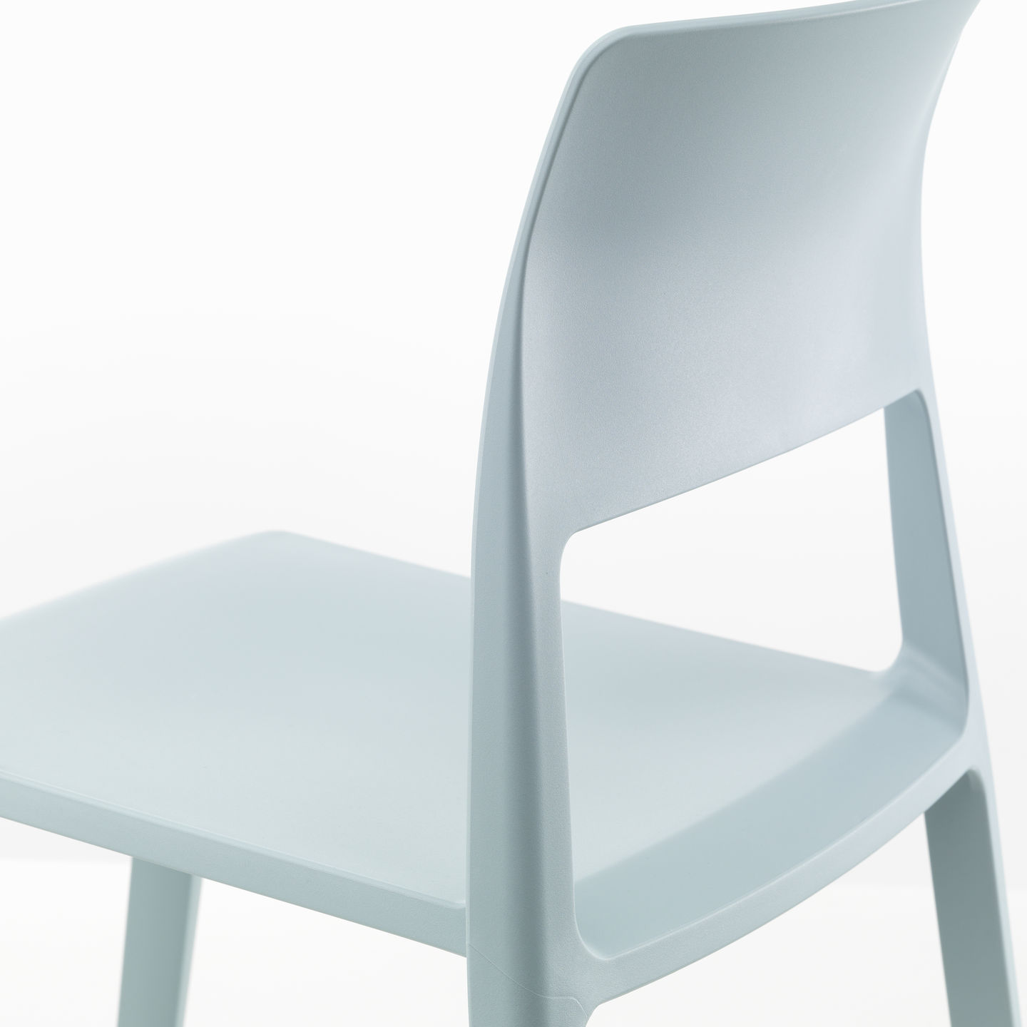 TIP TON RE Stackable open back recycled plastic chair By Vitra | design ...