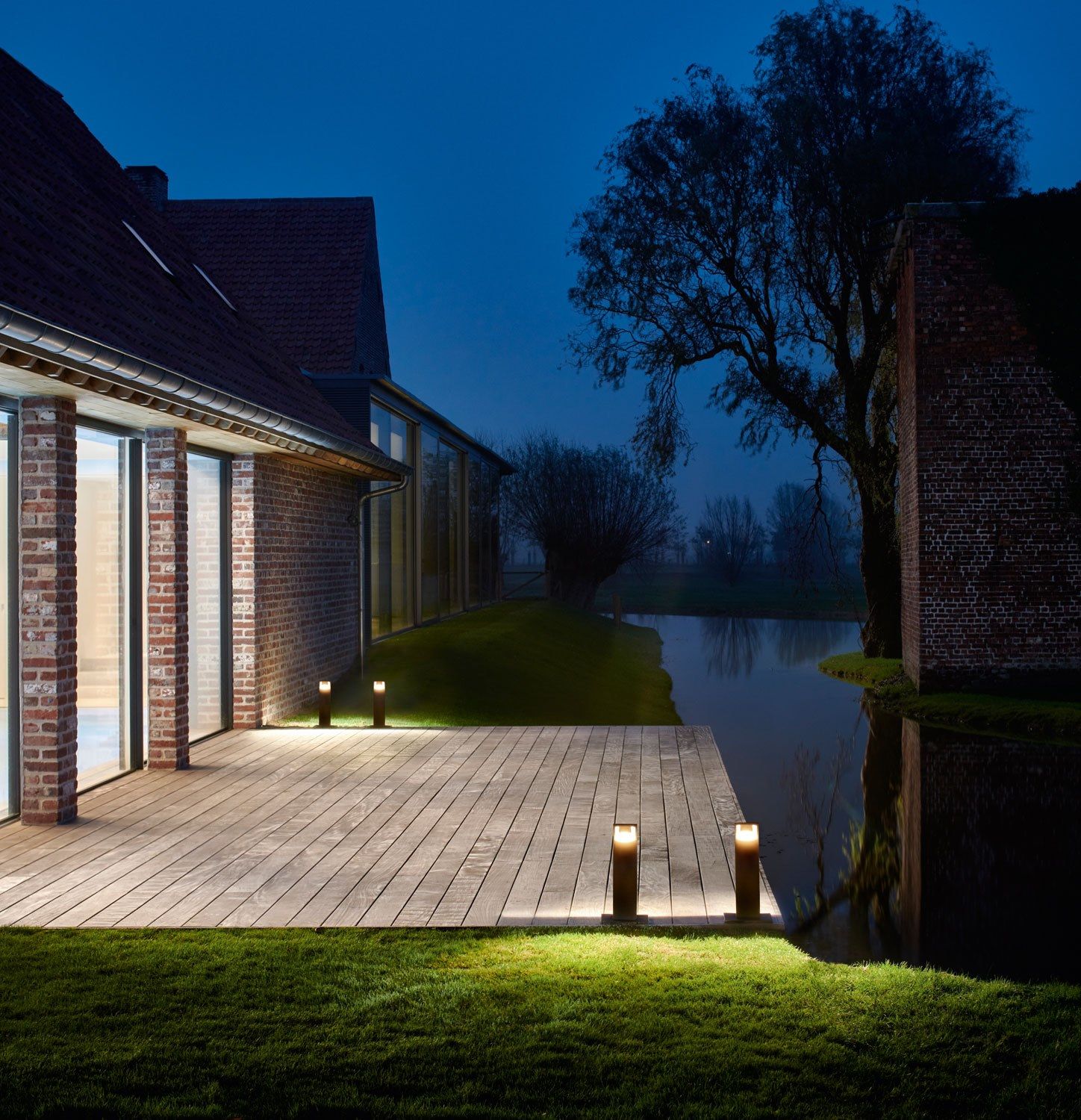 LED bollard light WALKER II By Delta Light