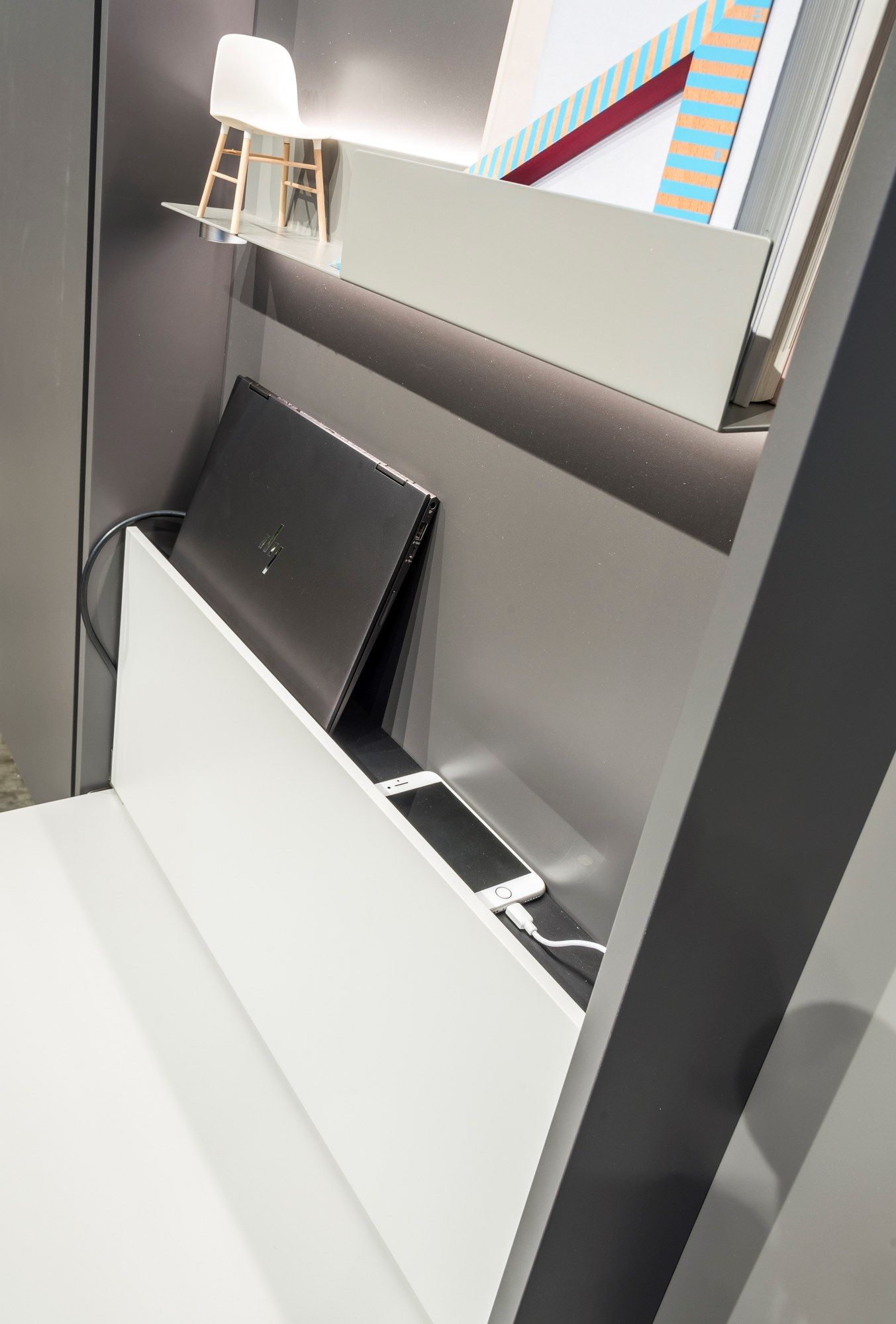 WALLY OFFICE Table / writing desk By CLEI