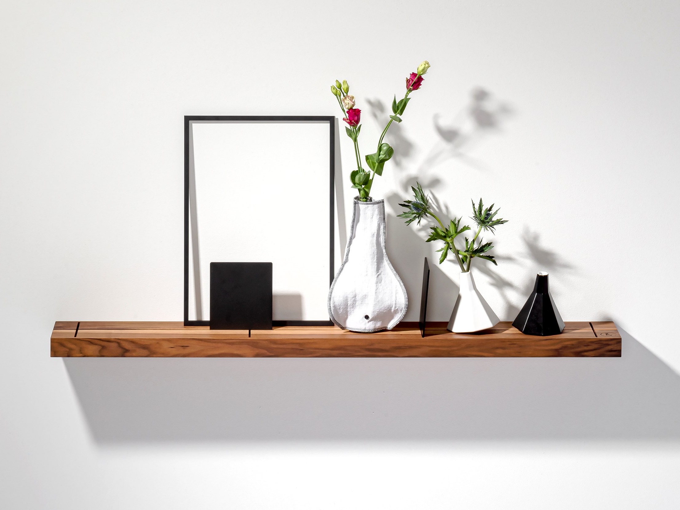 WALNUT WALL SHELF #01 Wall shelf By Weld & co