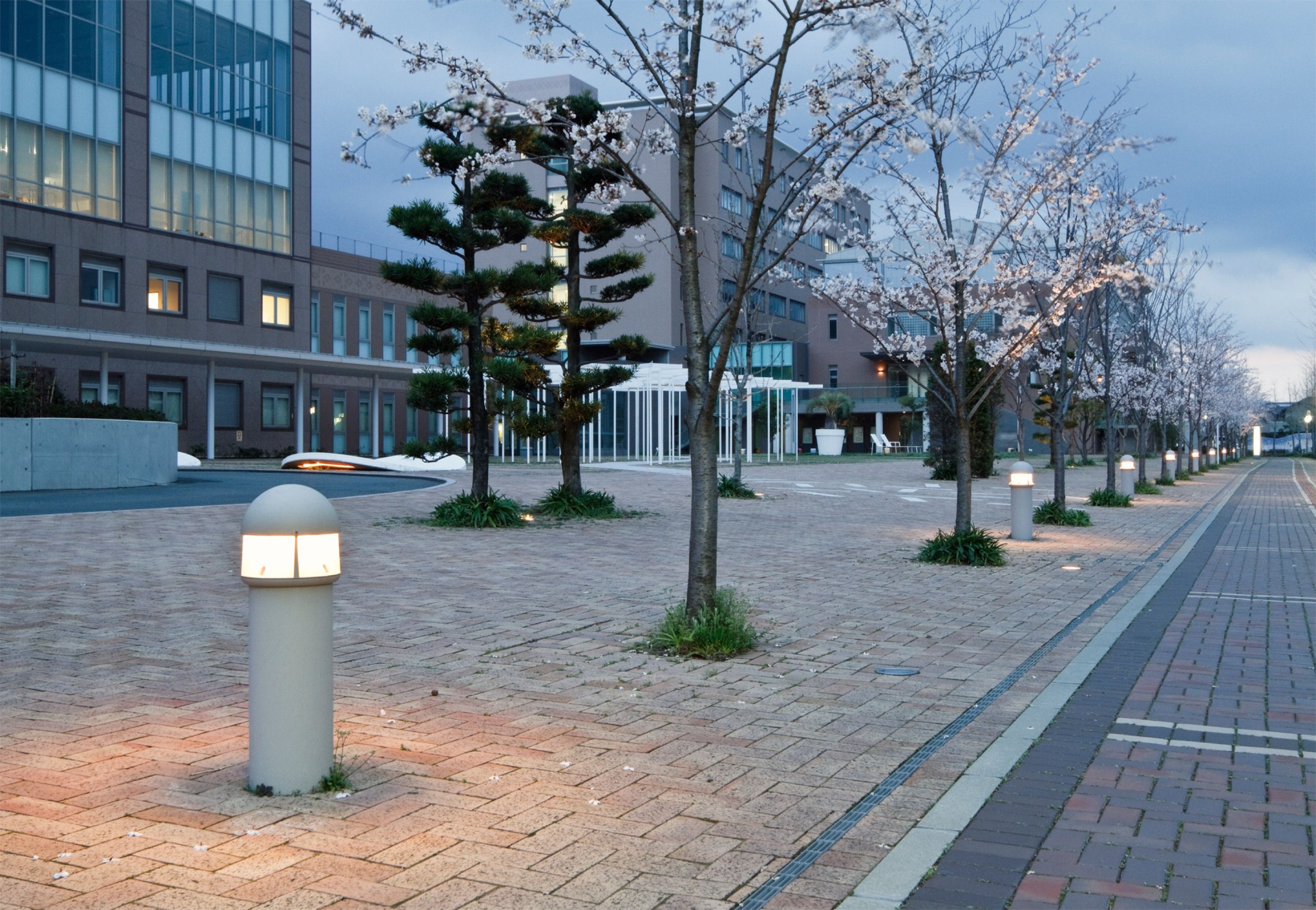 WATERFRONT bollard light By Louis Poulsen
