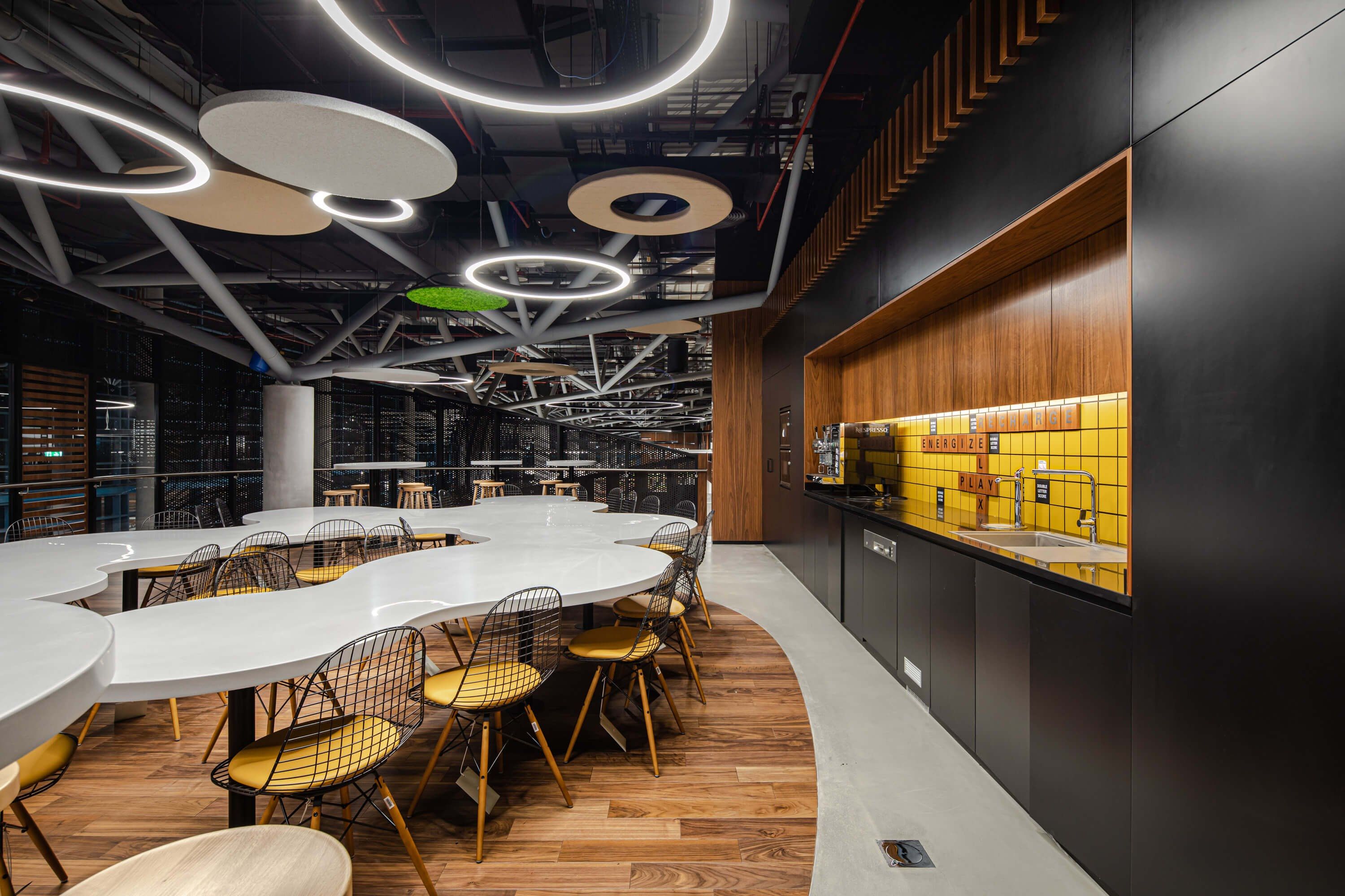 WAVE ROUND C/S Ceiling lamp By Intra lighting