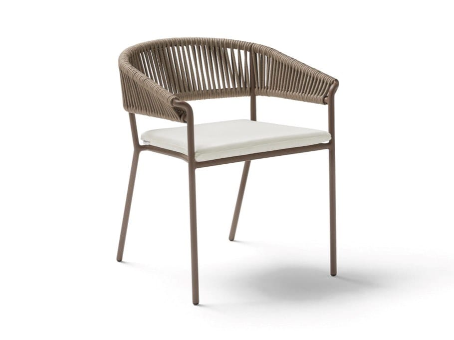 WEAVE Rope garden chair with armrests By POINT | design Vicent Martínez