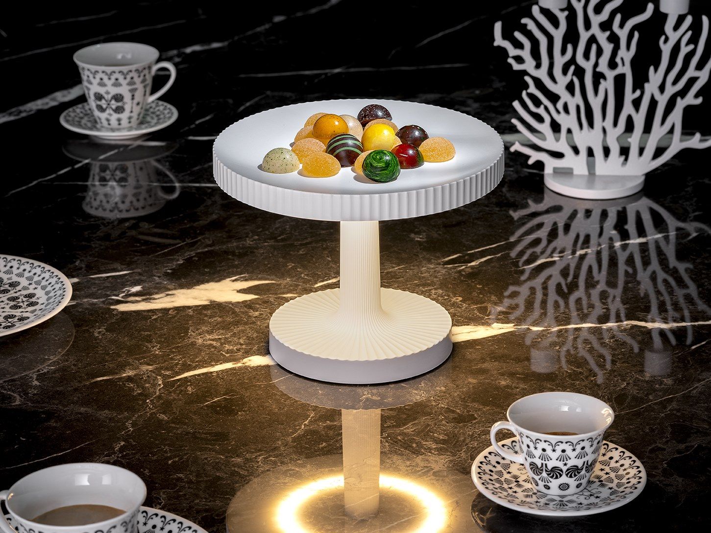 WELCOME Table lamp By Driade | design Fabio Novembre