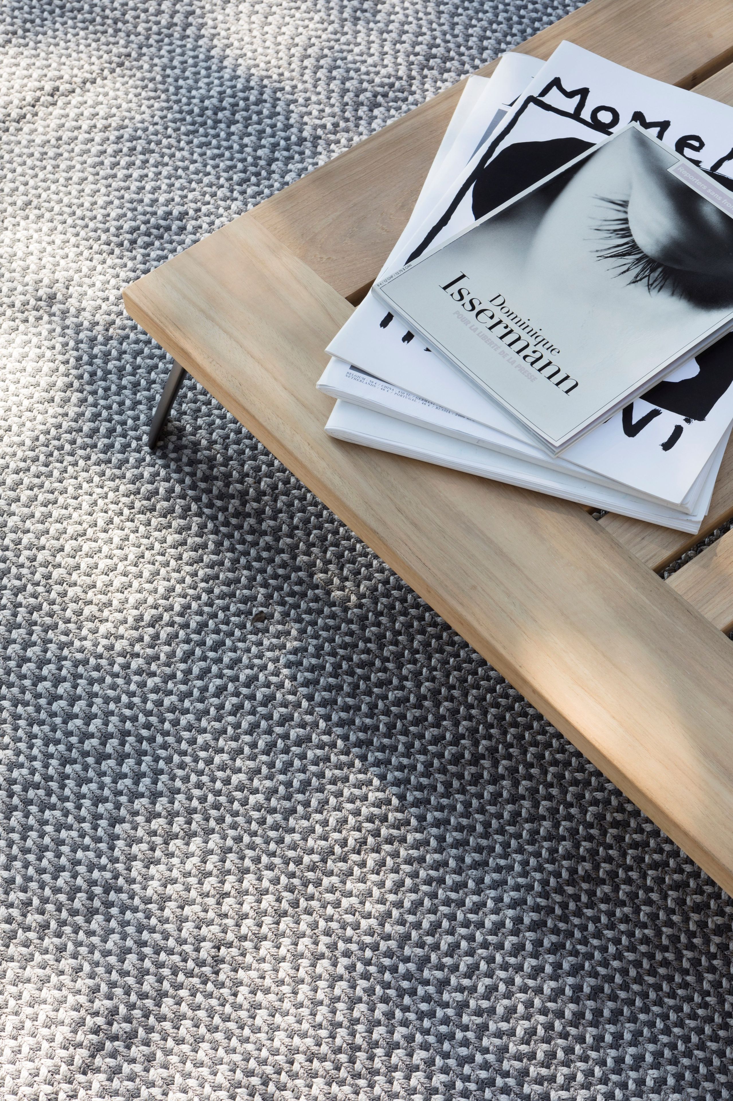 WELCOME Low teak garden side table By Unopiù