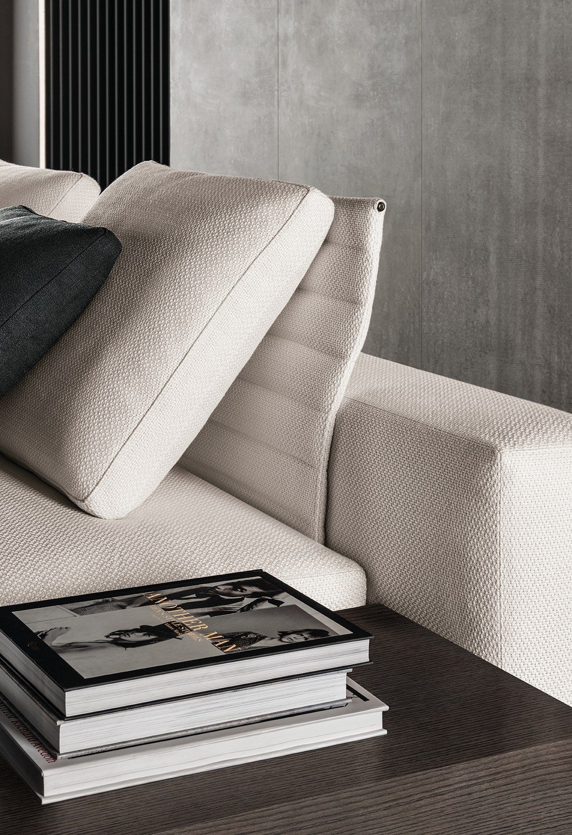 WHITE By Minotti