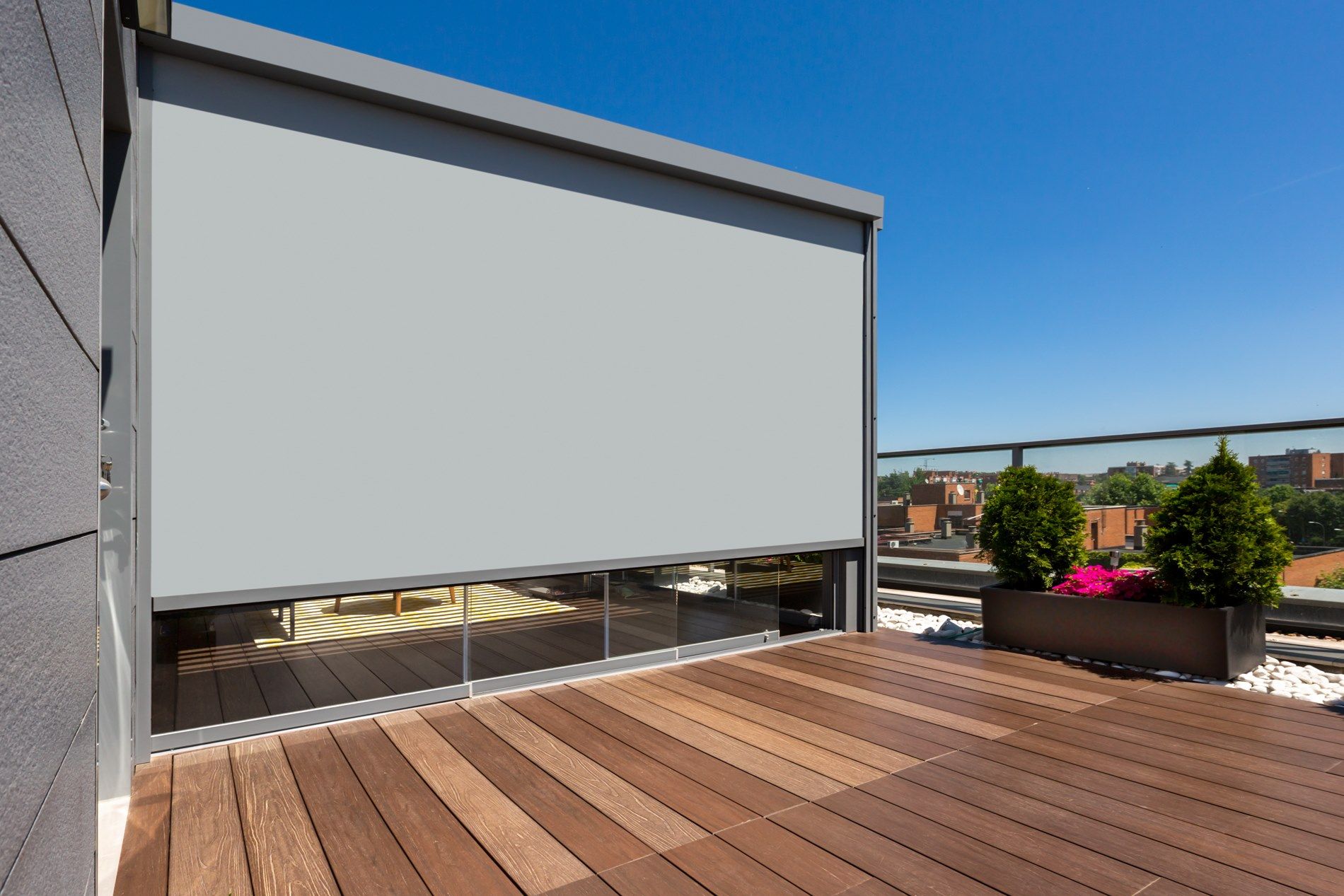 WIND SCREEN Awning By Saxun