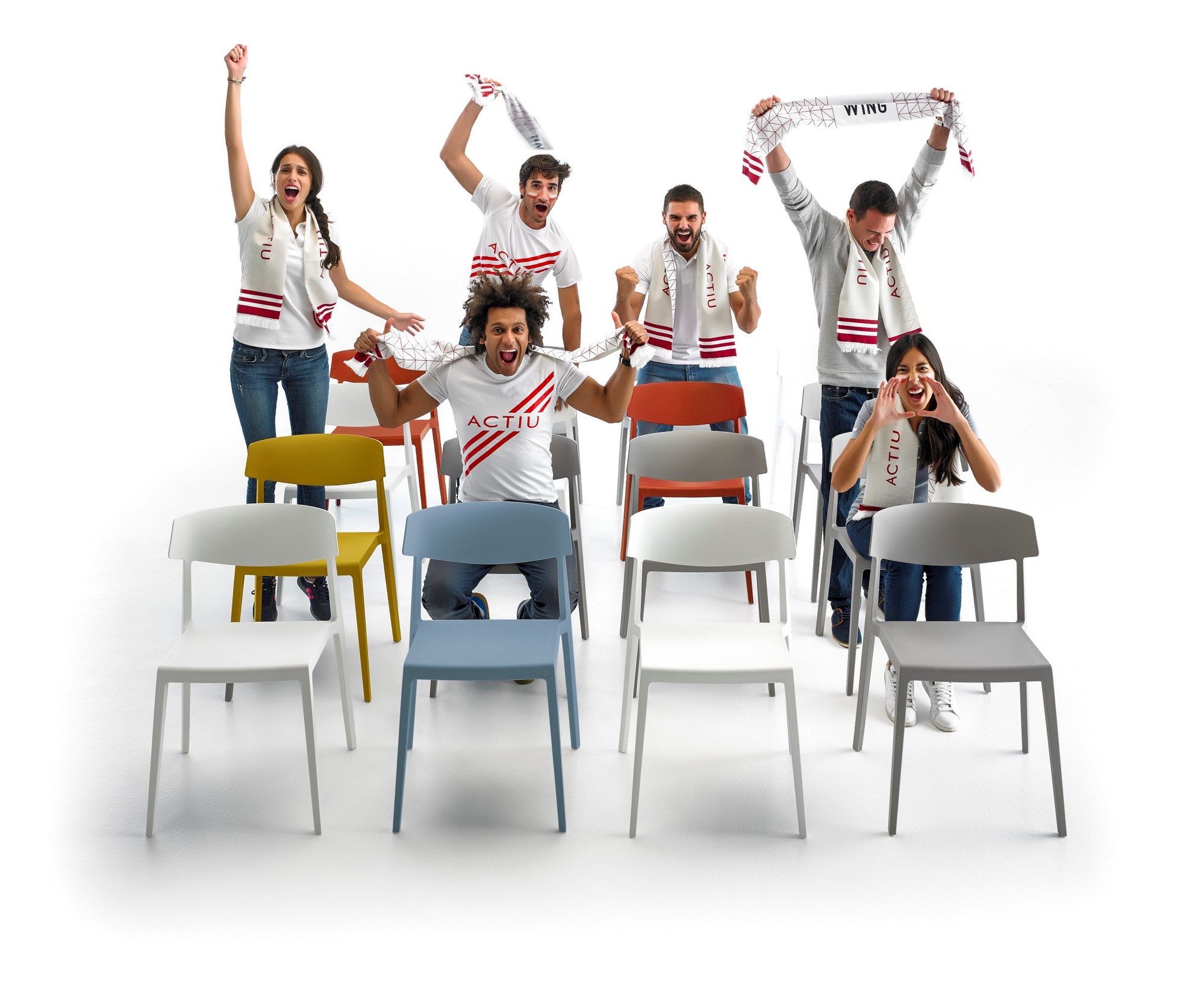 WING Stackable polypropylene chair By ACTIU | design Ramos&Bassols