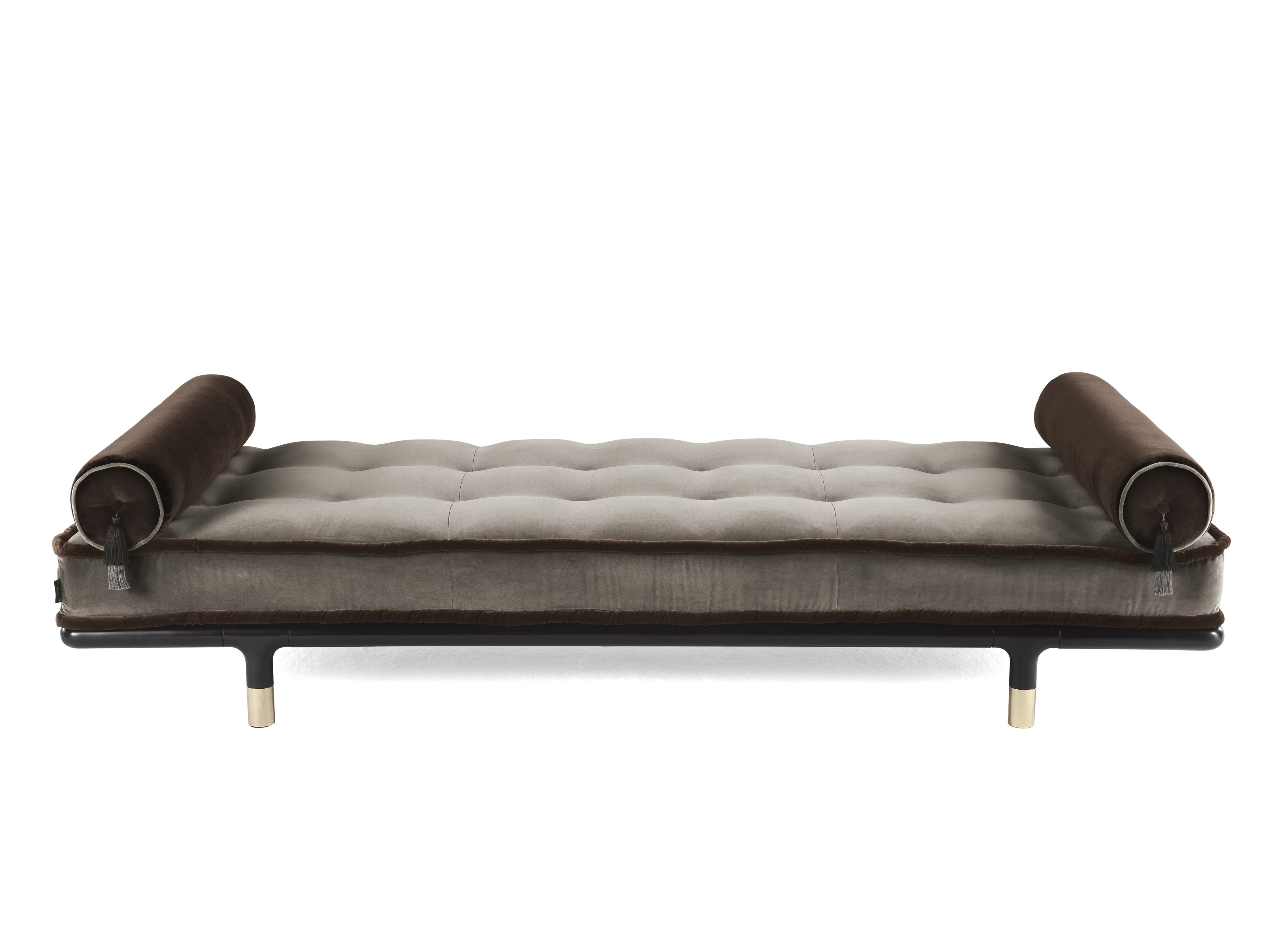 WOODSTOCK Tufted upholstered velvet day bed By ETRO Home Interiors