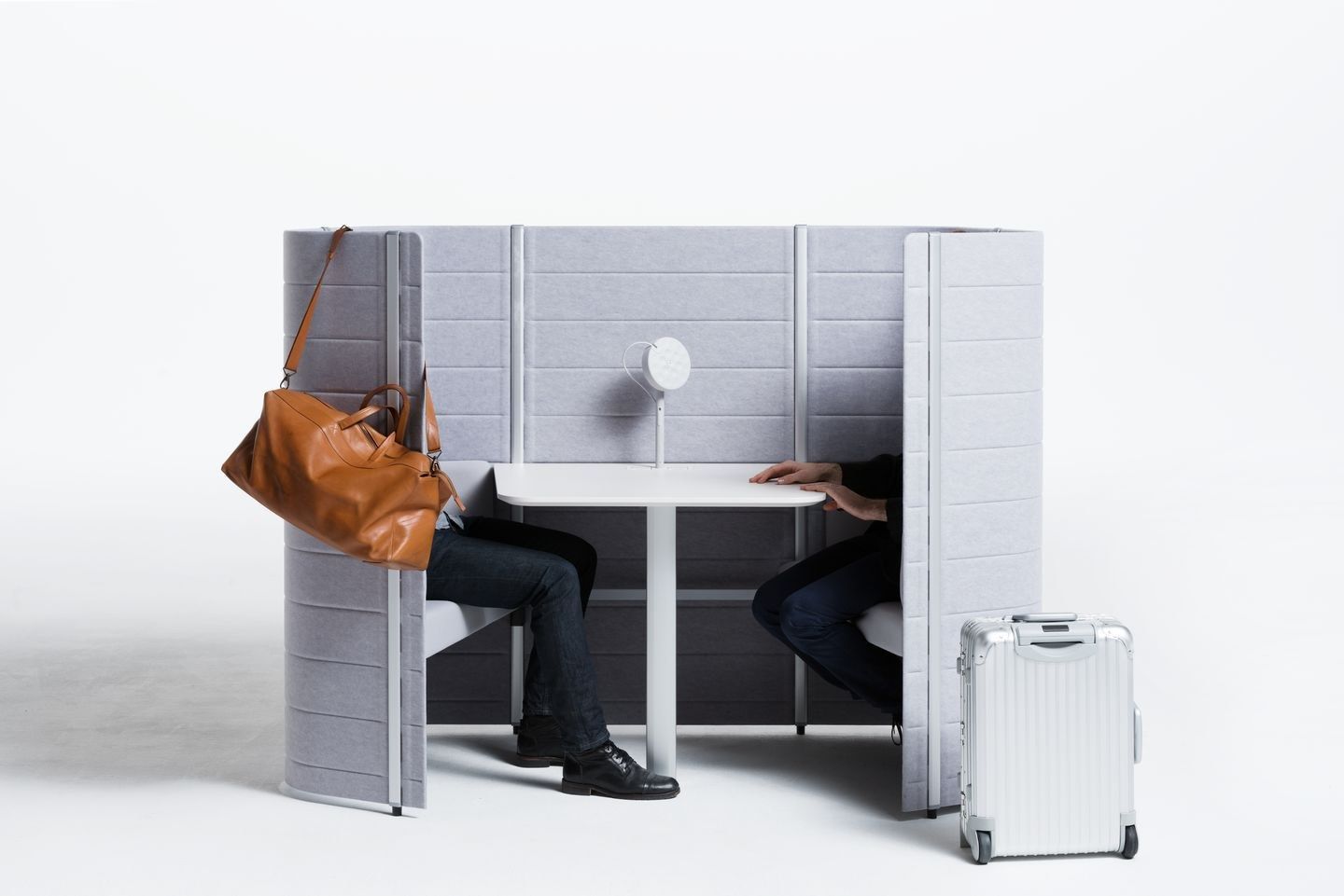 WORKBAYS MEET Acoustic meeting pod By Vitra | design Ronan & Erwan ...