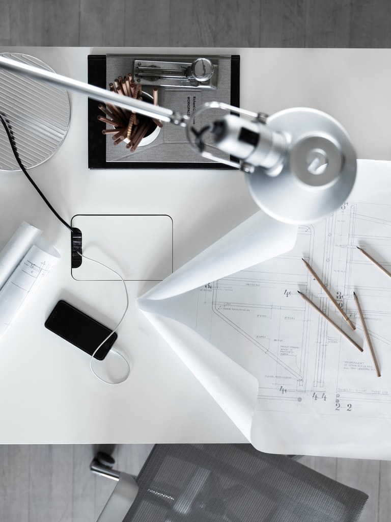WORKS | Office desk By String Furniture