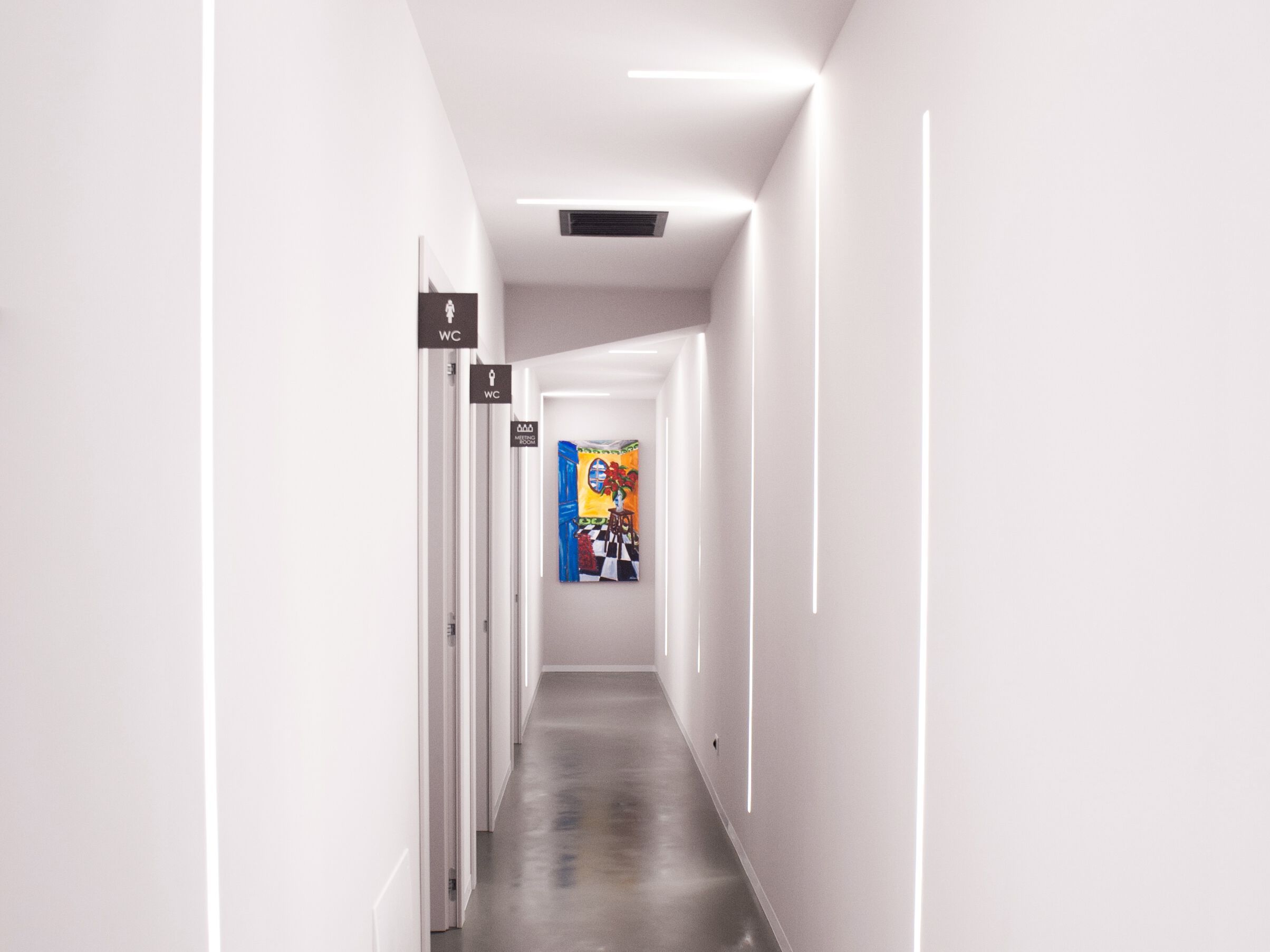 BLADE HI POWER Linear lighting profile By WayPoint