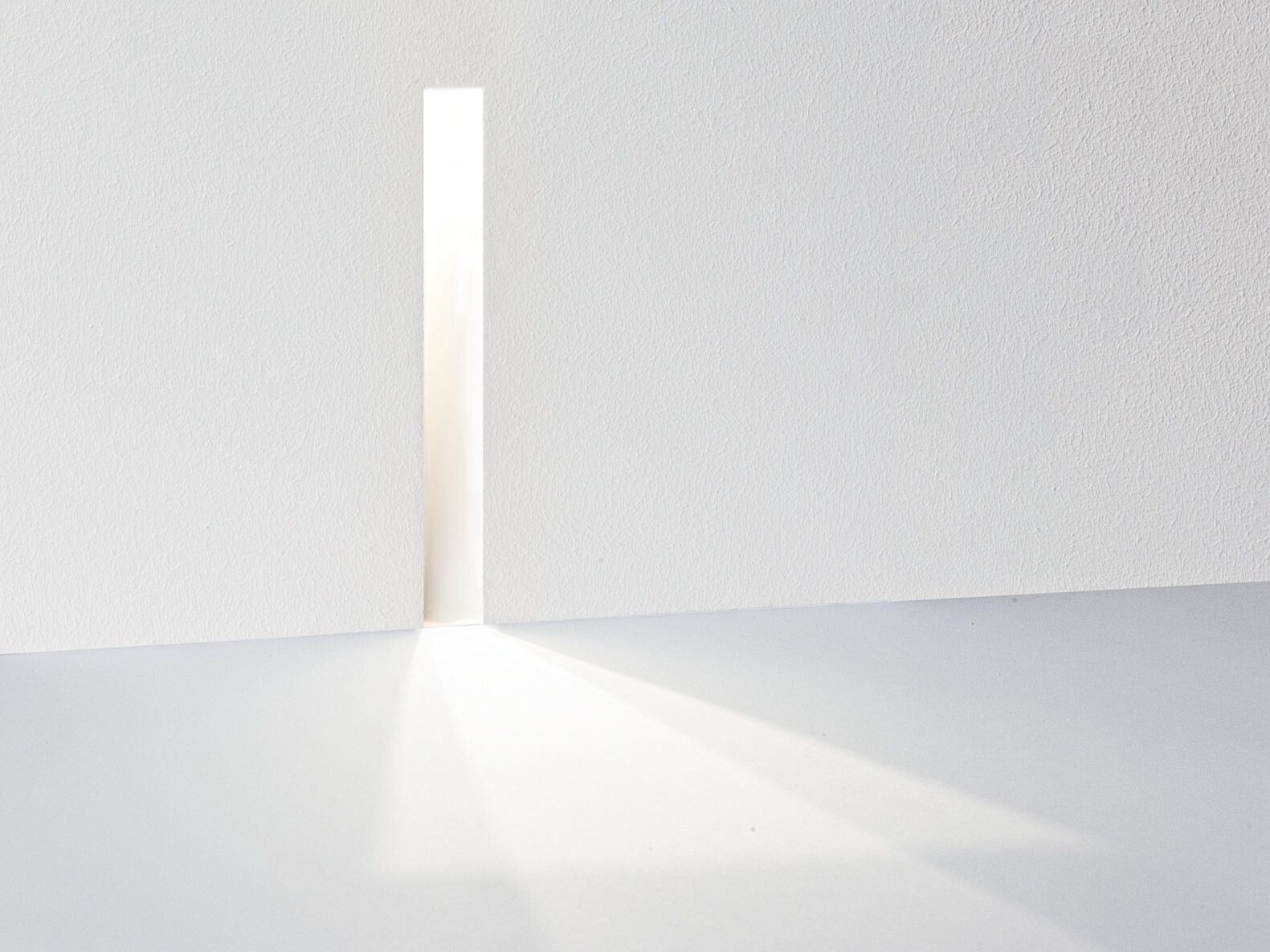 SLIM FRAMELESS Steplight By WayPoint