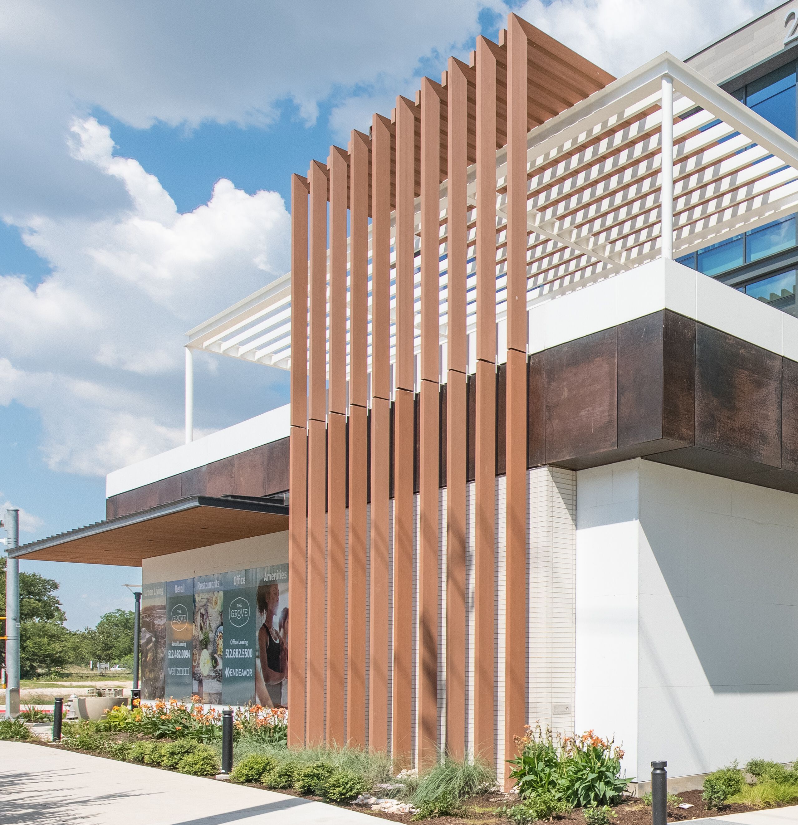 WOODN VERSATILIS JF222114 Composite wood solar shading By Woodn Greenwood