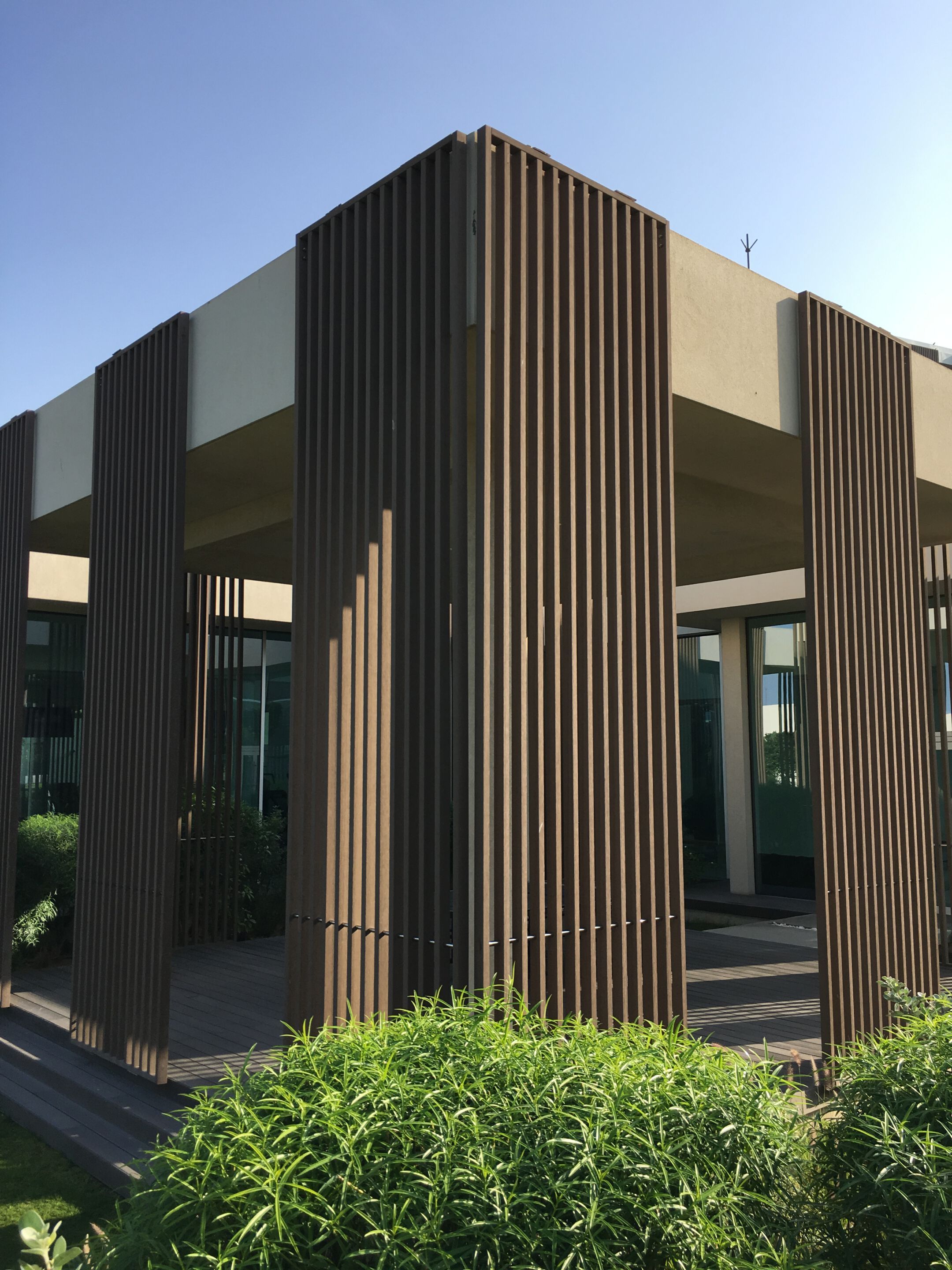 WOODN VERSATILIS JF7040 Composite wood solar shading By Woodn Greenwood