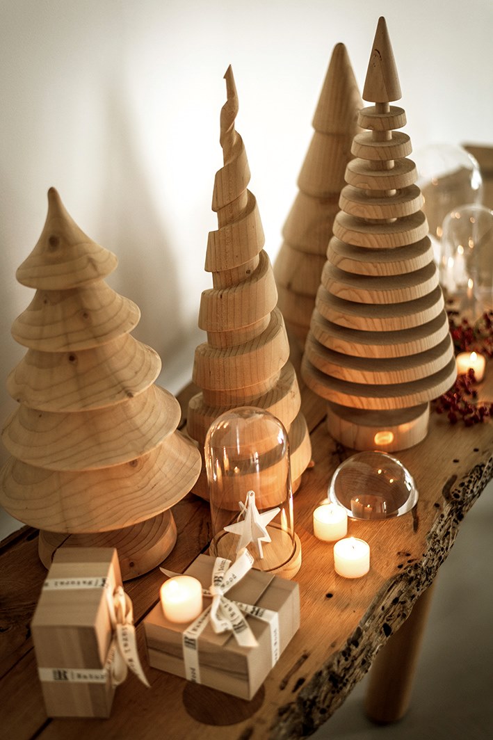 XMAS_MR Christmas cedarwood decorative object By Riva 1920