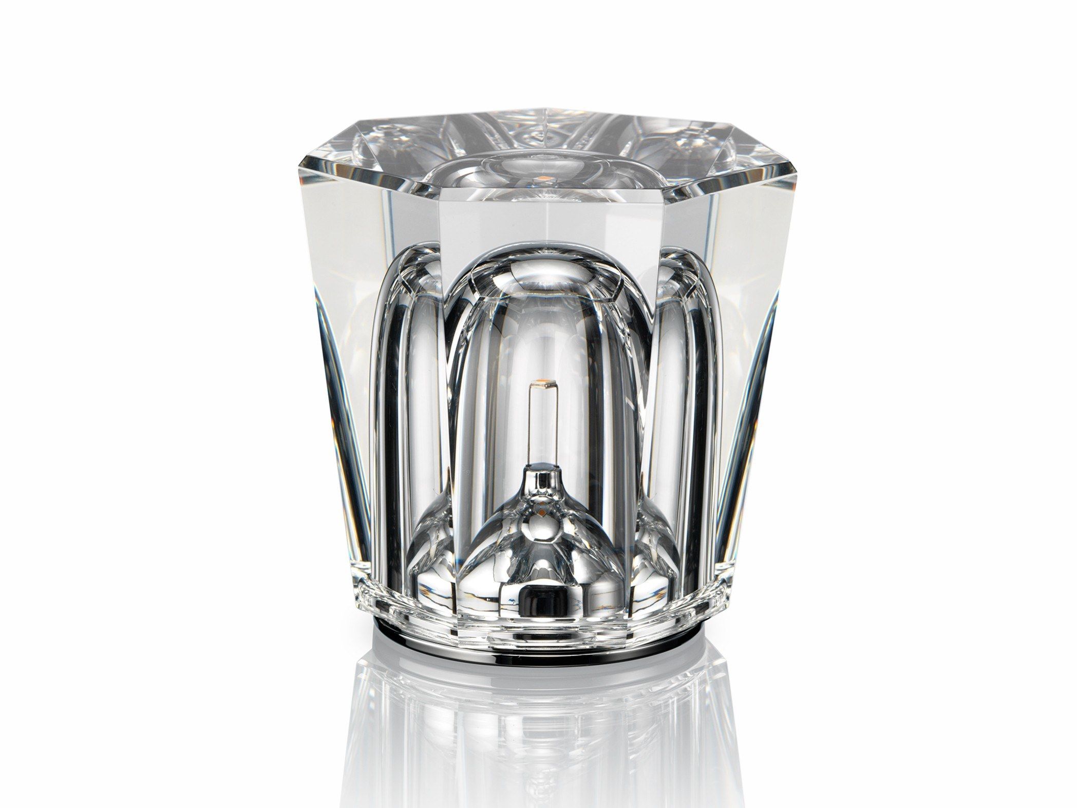 XTAL Table lamp By Ambientec