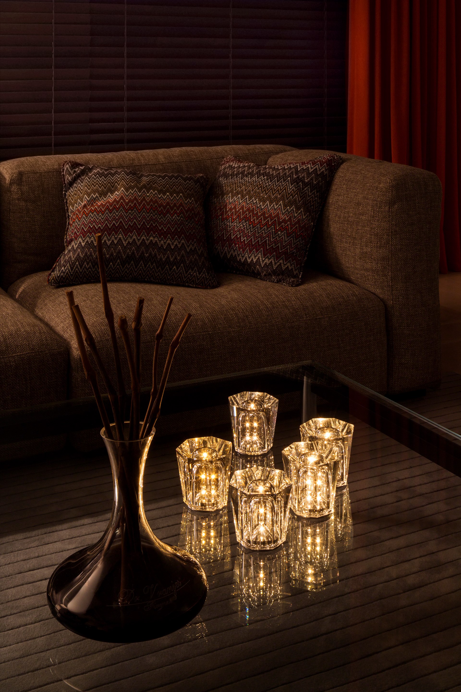 XTAL Table lamp By Ambientec