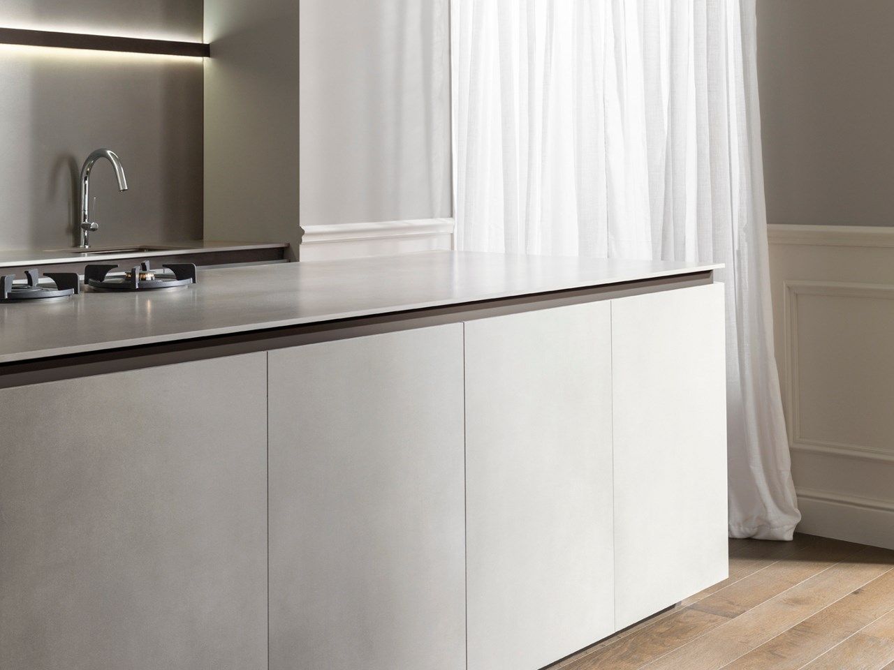 XTONE - RAW SMOKE Porcelain stoneware kitchen worktop By Porcelanosa