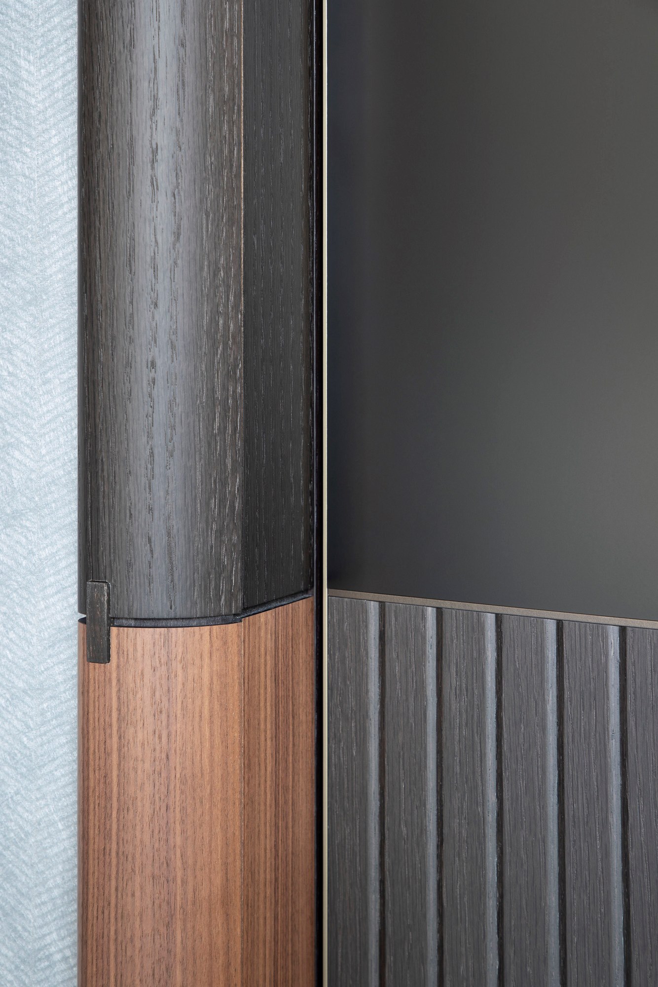 Hinged wooden door with concealed hinges YÍNG By Lualdi design Steve Leung
