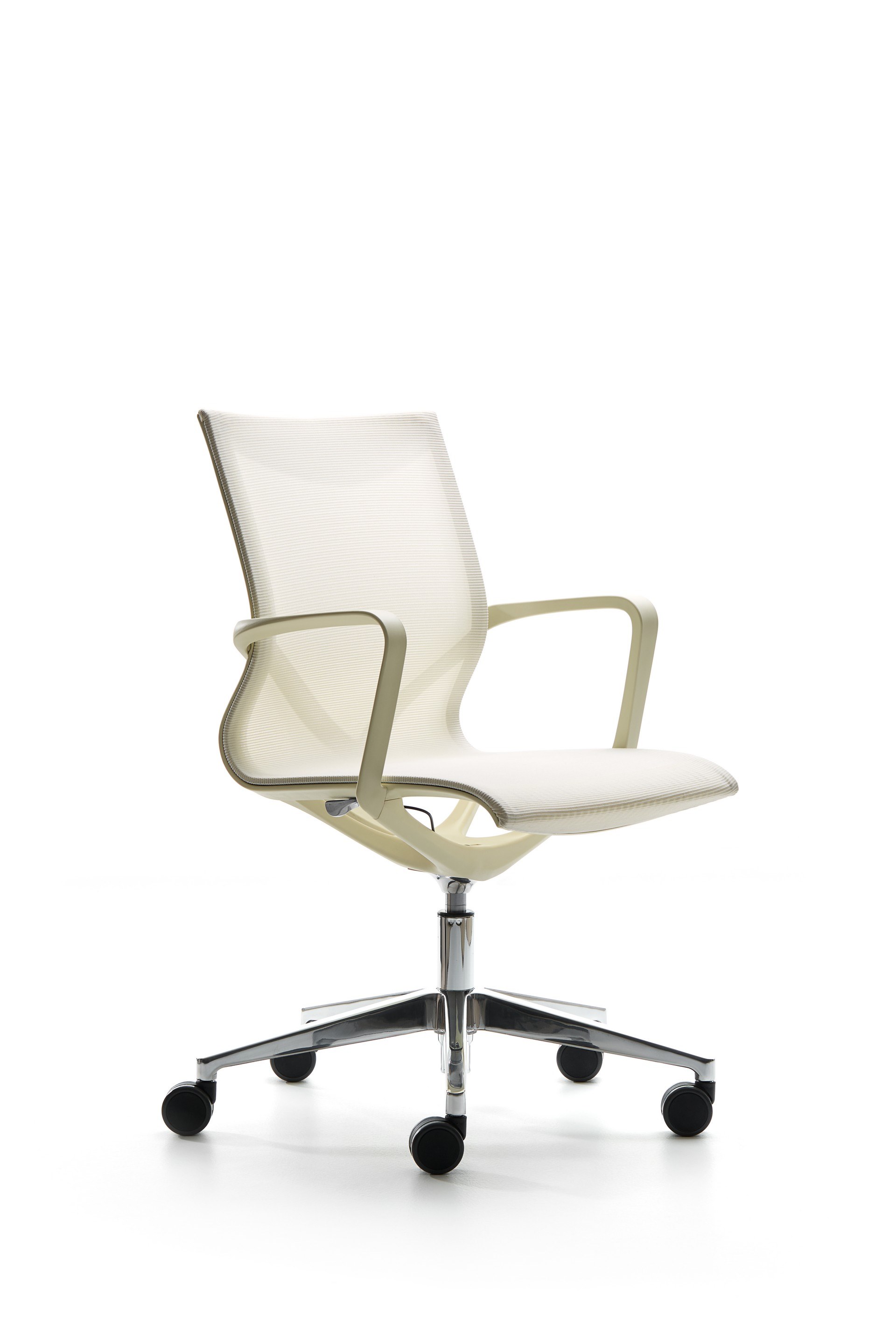 YALTA | Office chair with castors By VAGHI