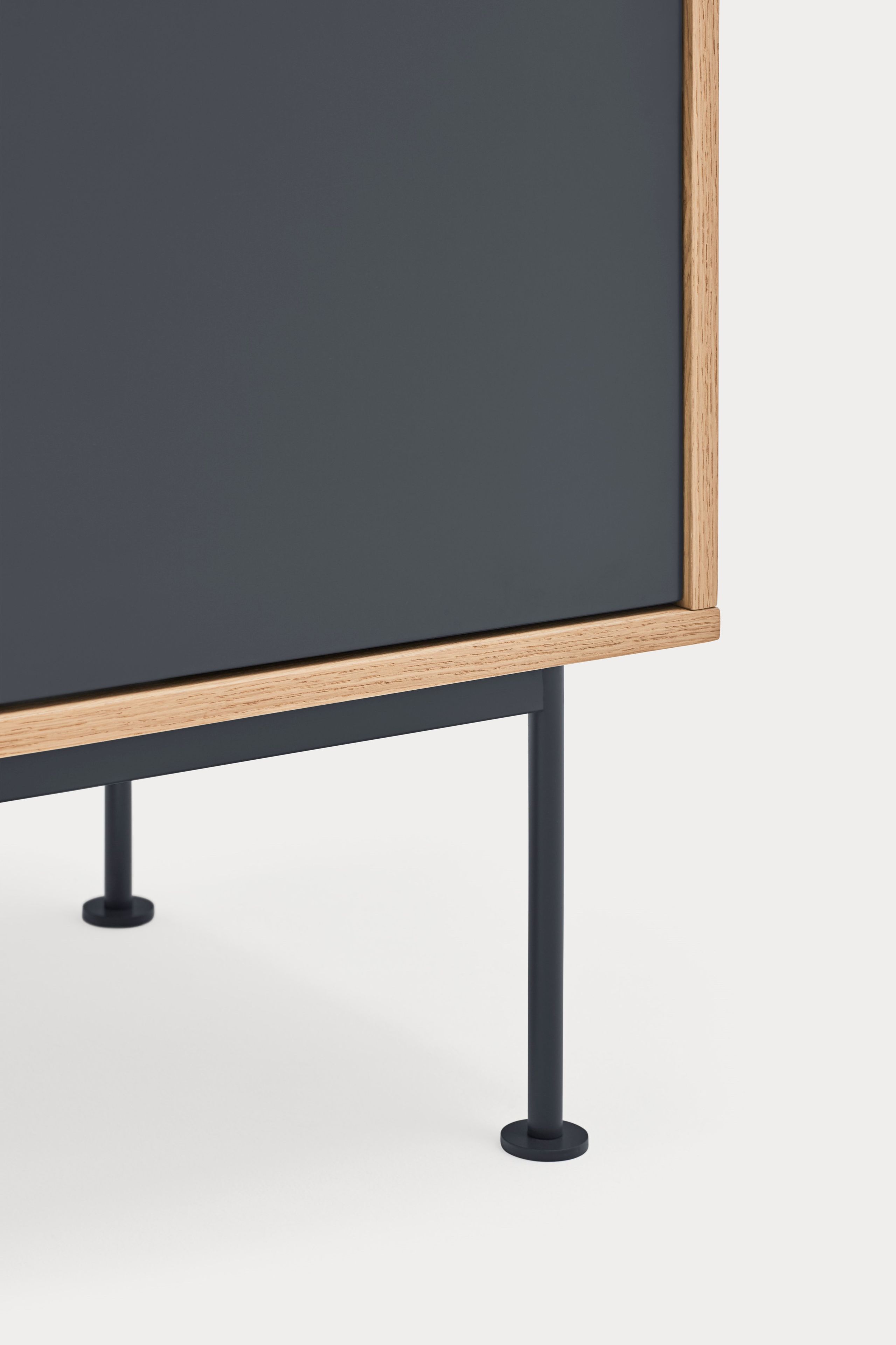 YOKO Wood veneer and MDF sideboard By TEULAT | design cambres