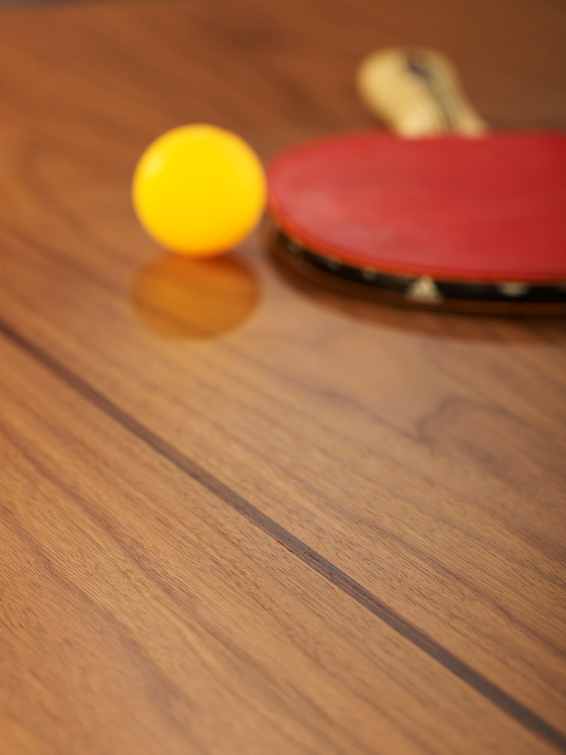 YOU AND ME | Walnut Ping pong table By RS Barcelona design Antoni Pallejà