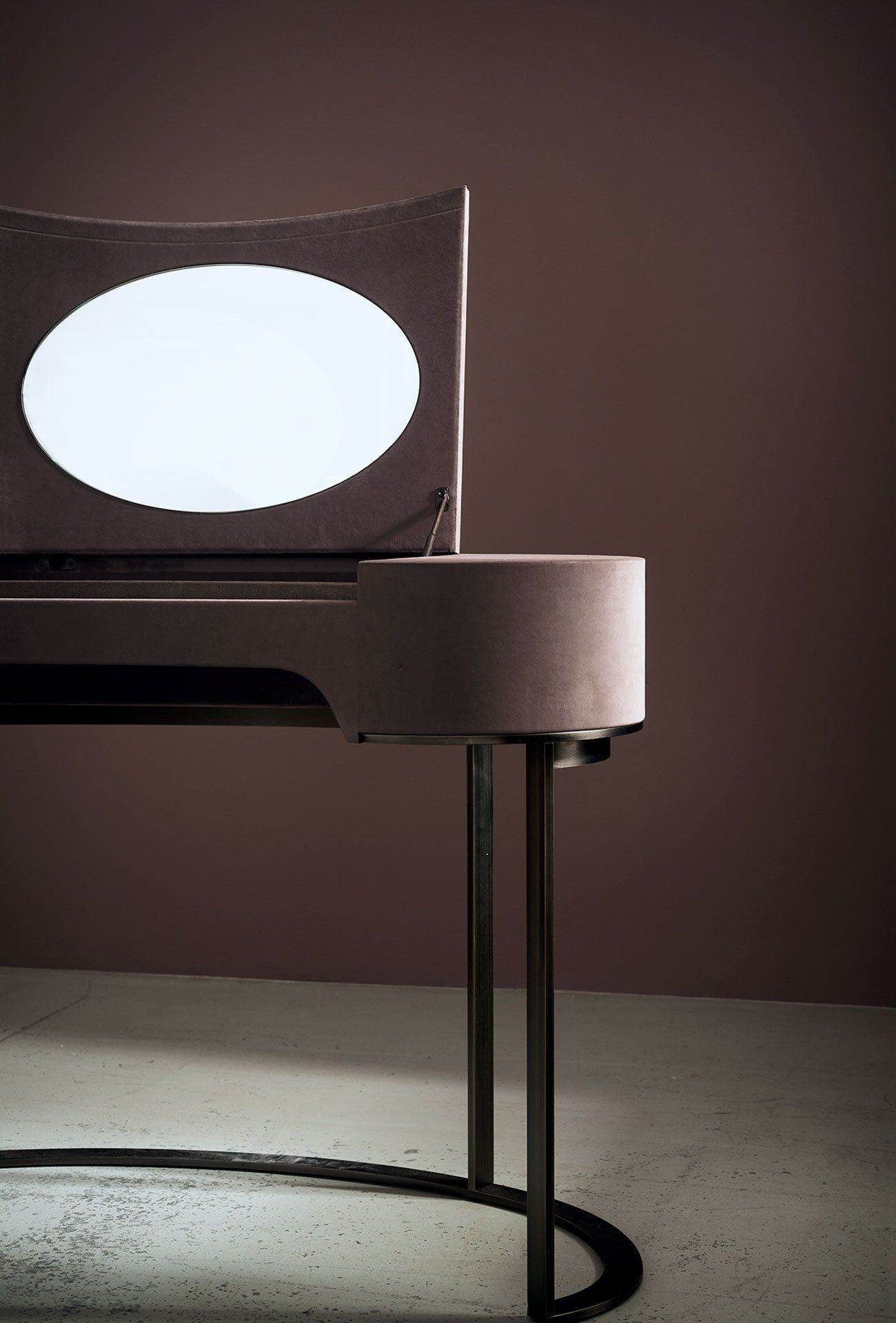 YVES | Dressing table By BAXTER design Roberto Lazzeroni