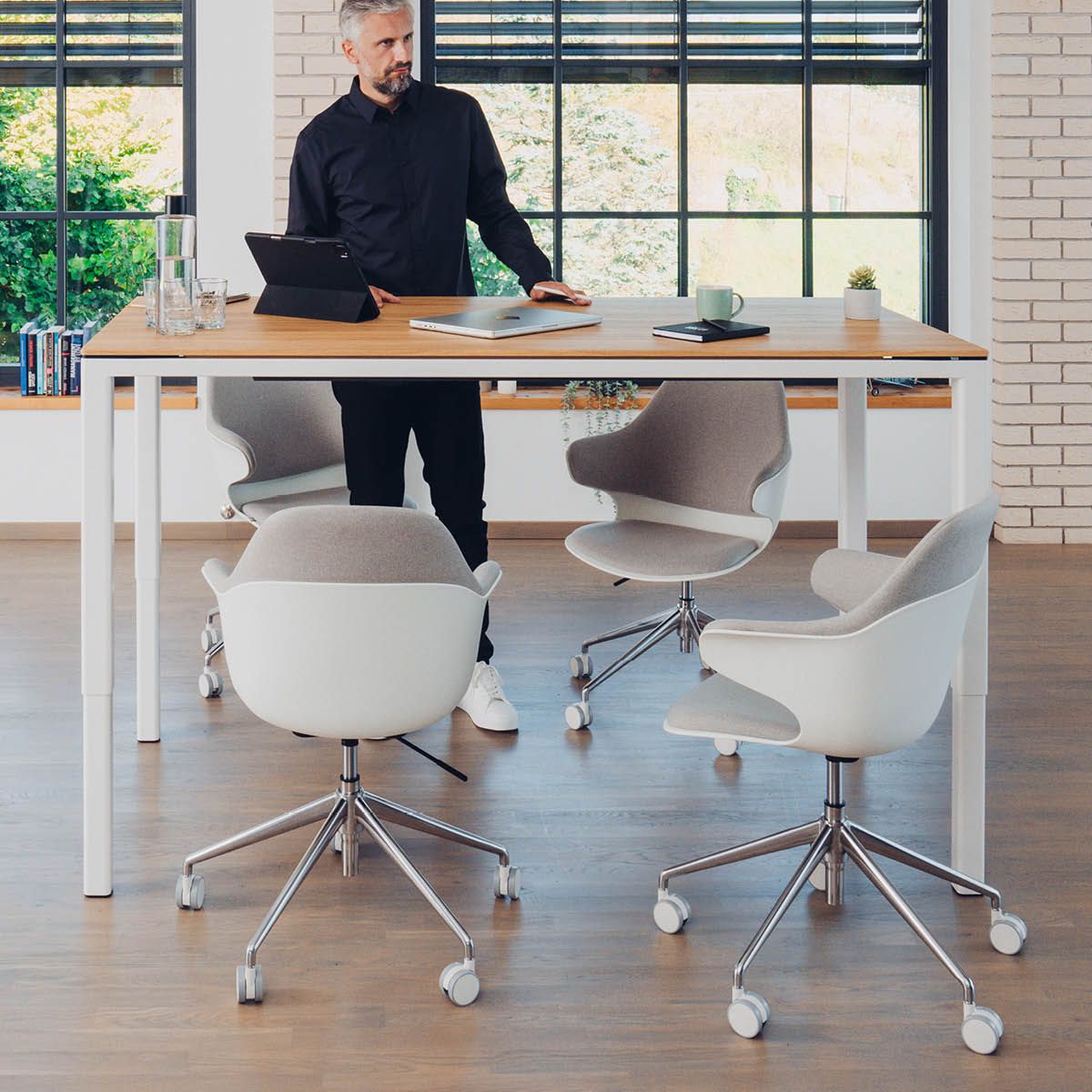 CHAIR LUIS MOVE Office chair By Yaasa