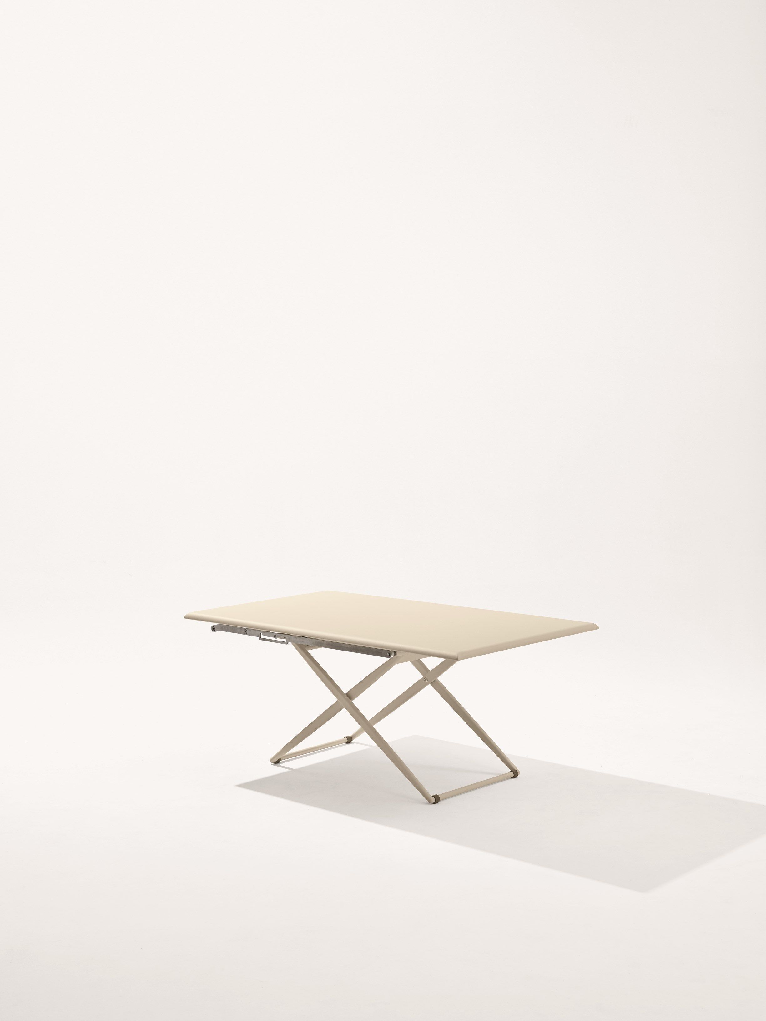ZEBRA | Rectangular table Zebra Collection By FAST design Lievore Altherr