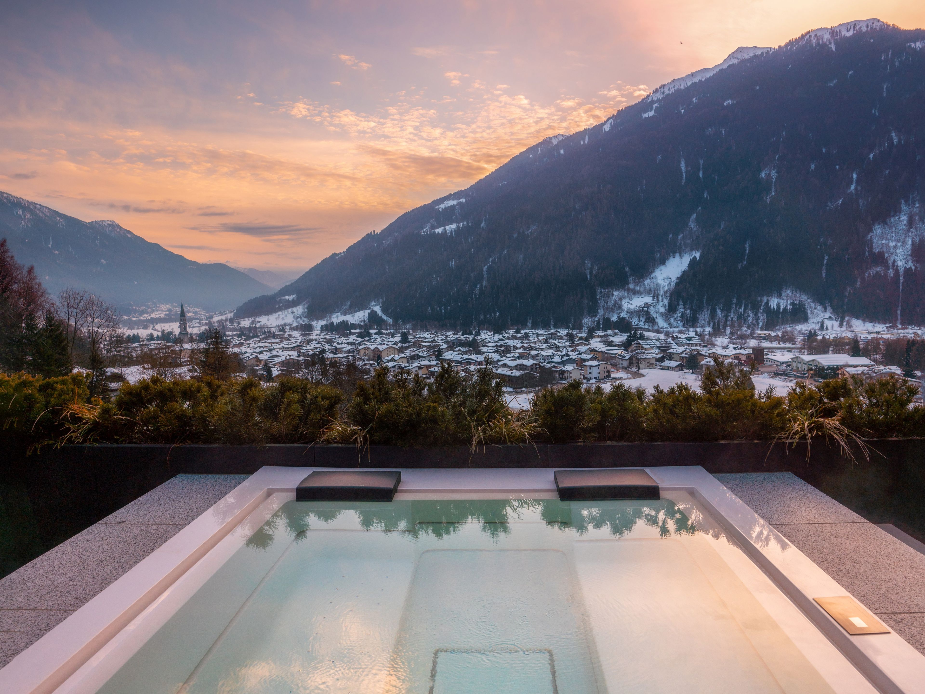 Minipiscina rettangolare con idromassaggio ZEN ACTIVE - Gruppo Treesse ...