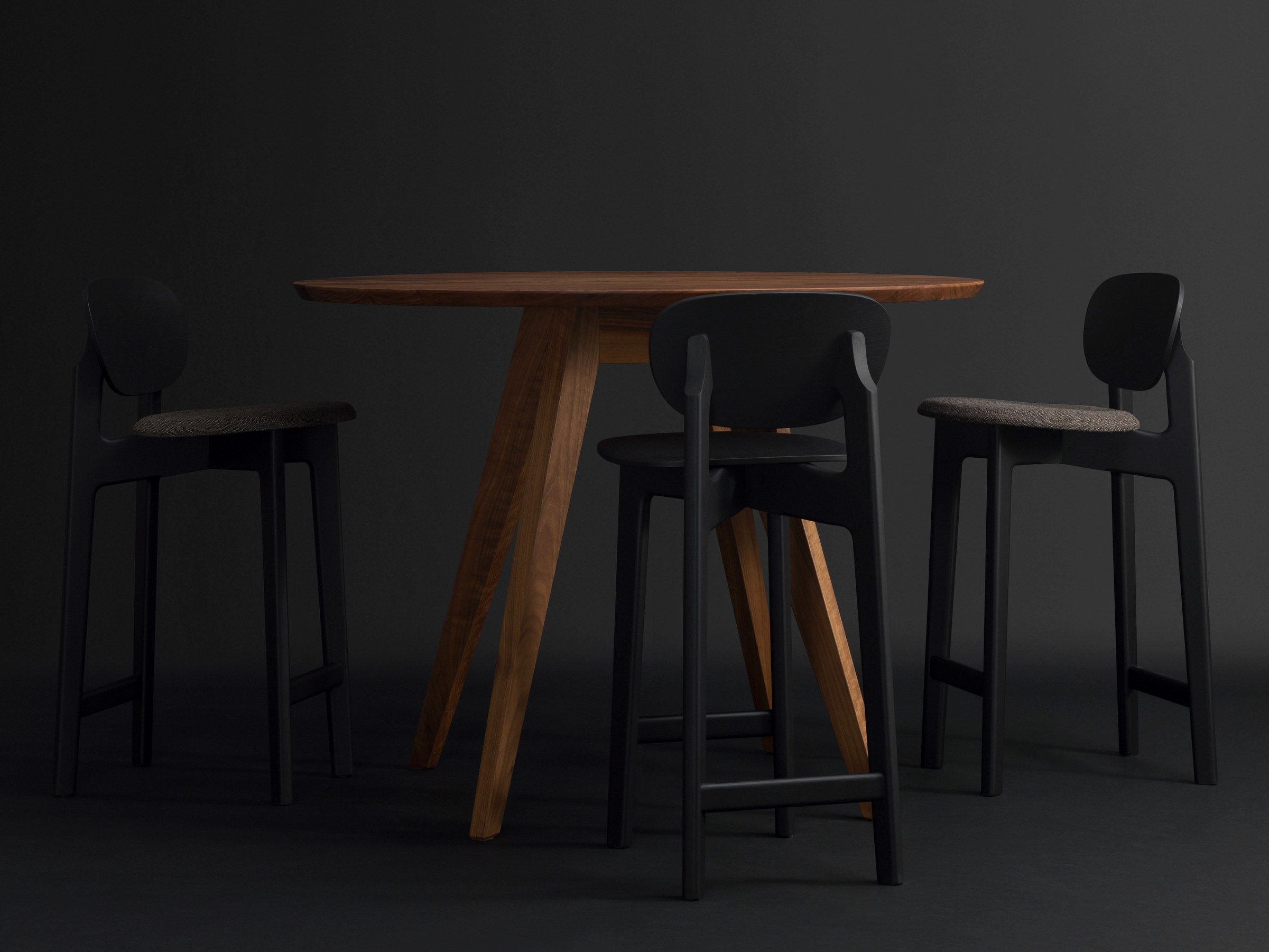 High wooden barstool ZENSO BAR By ZEITRAUM design Formstelle